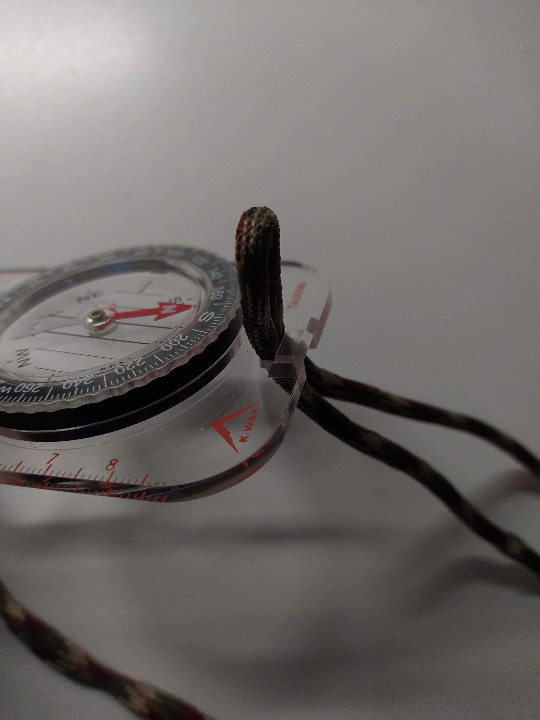 Paracord Compass Lanyard - Instructables