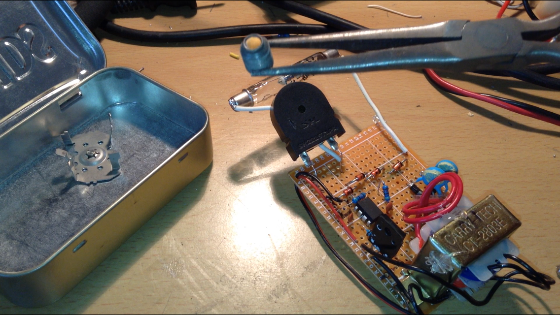 Simplest Geiger Counter : 7 Steps (with Pictures) - Instructables