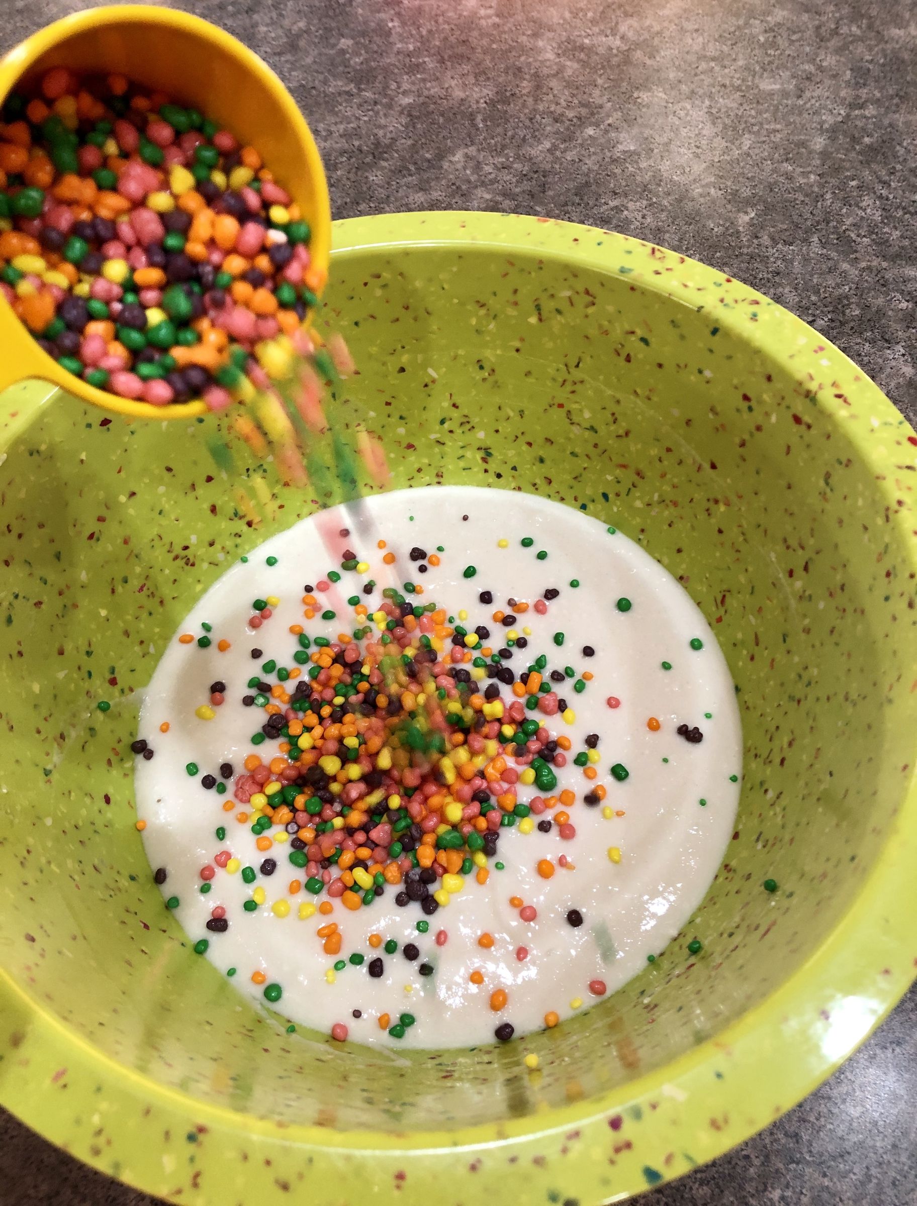 Nerds Cake : 5 Steps - Instructables