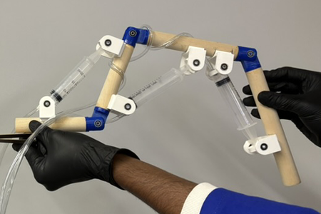 Mechanical Spider Leg Using a Hydraulic System : 6 Steps (with Pictures ...