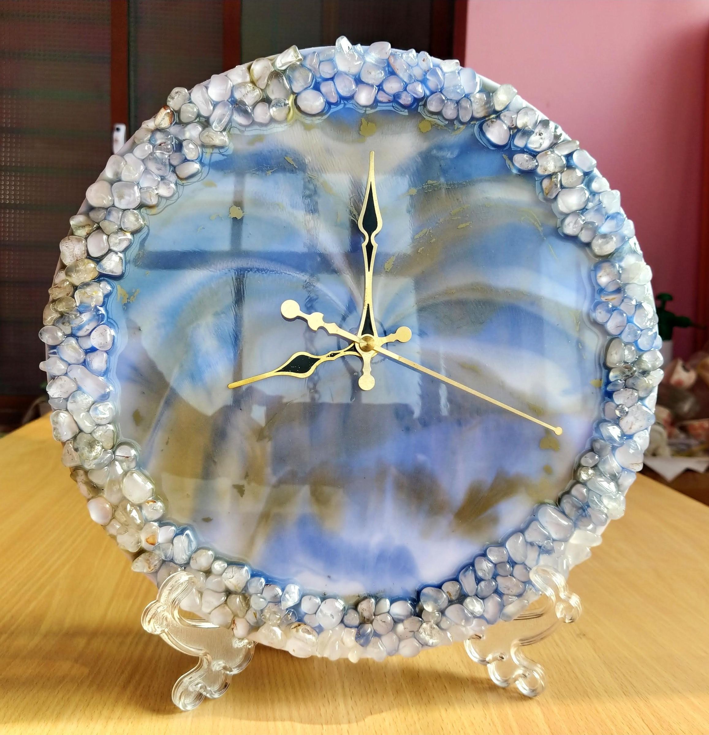 Geode Resin Clock on Acrylic Base : 14 Steps (with Pictures ...