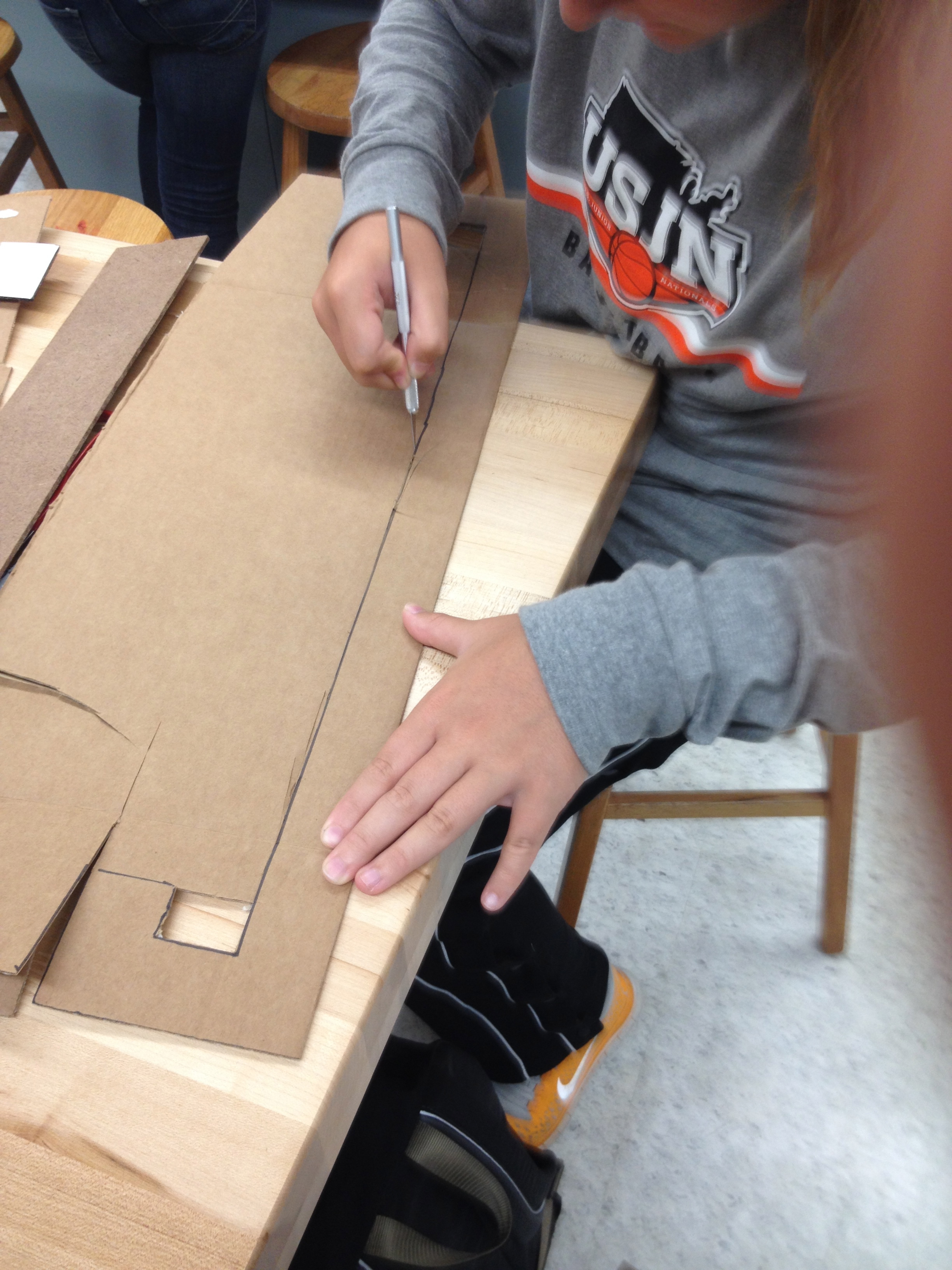 How to Make a Desk Divider : 13 Steps - Instructables