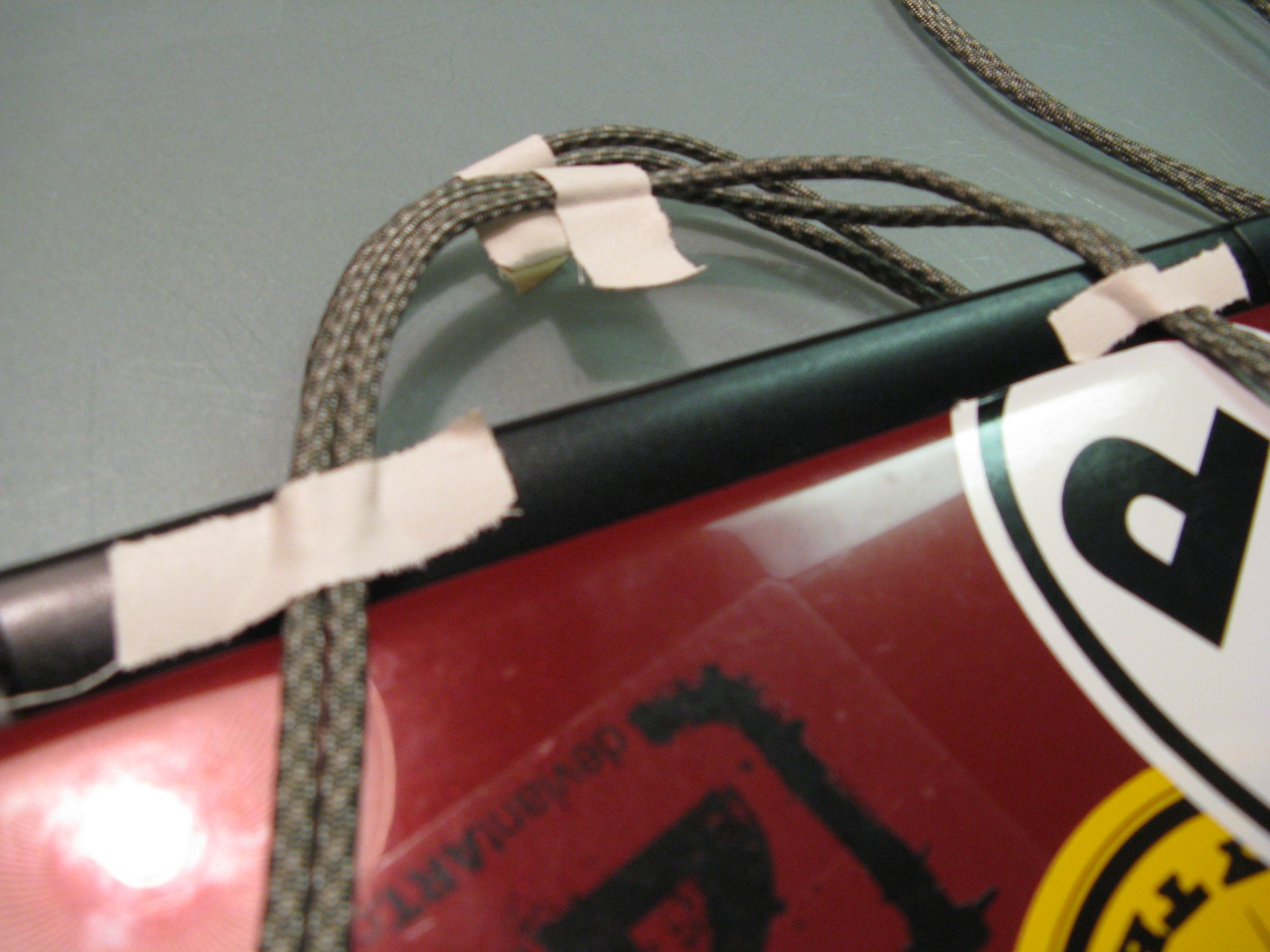 Paracord Laptop Harness : 13 Steps (with Pictures) - Instructables