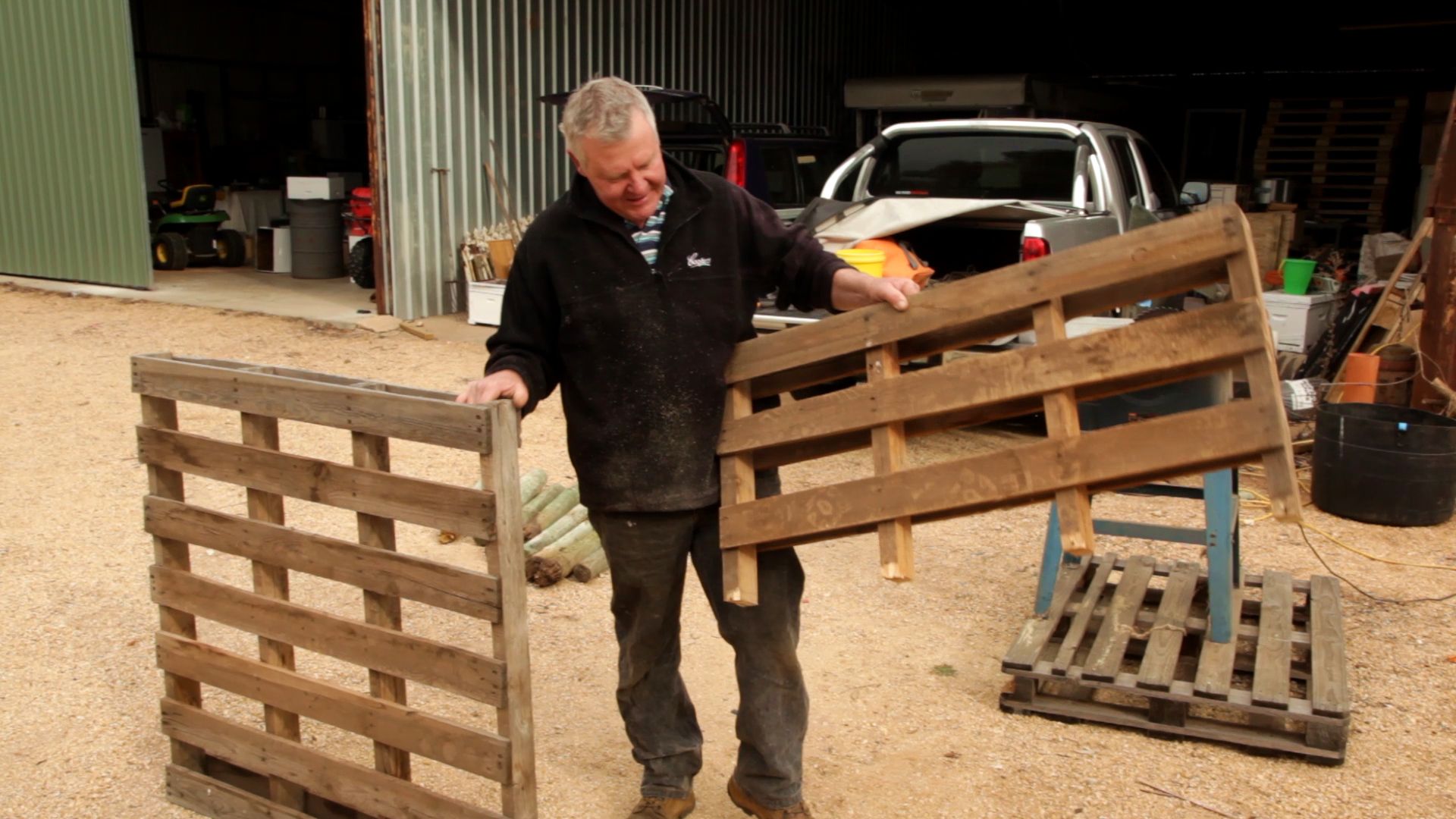 How to Build a Bee Hive Stand on the Cheap : 8 Steps (with Pictures ...