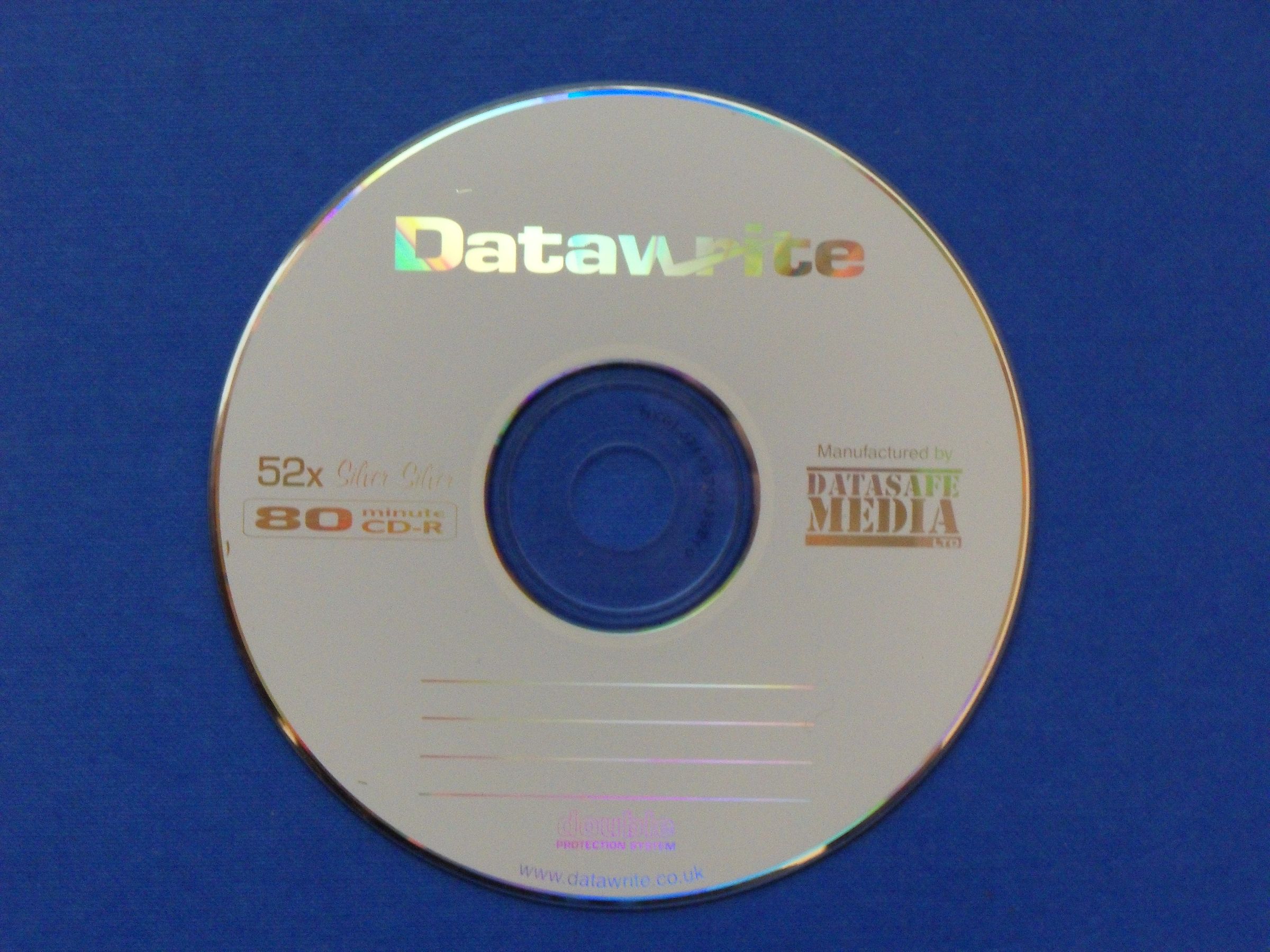 CD/DVD Roofing Concept : 7 Steps (with Pictures) - Instructables