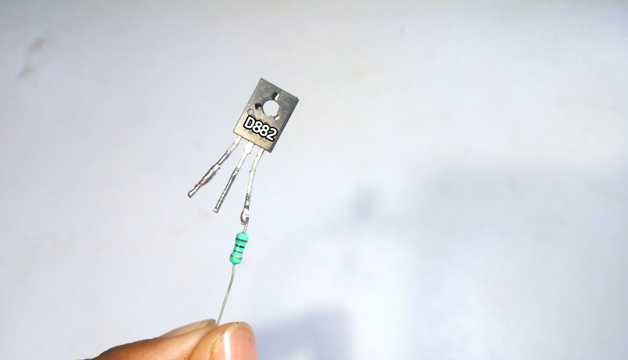 Simple Touch Sensor Using D882 Transistor : 7 Steps - Instructables