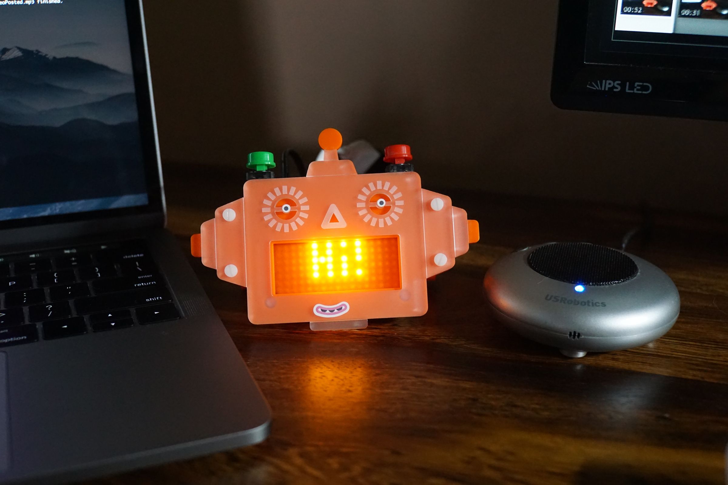 Raspberry Pi Slack Scroll Bot! : 10 Steps - Instructables