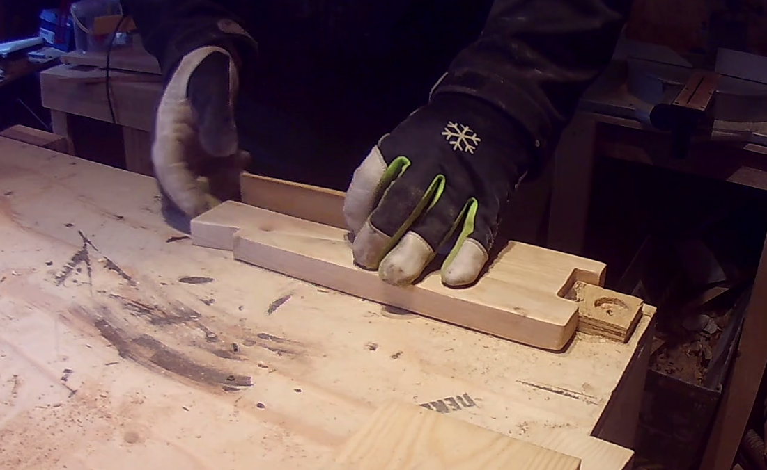 Simple Wedge Planing Stop : 5 Steps (with Pictures) - Instructables