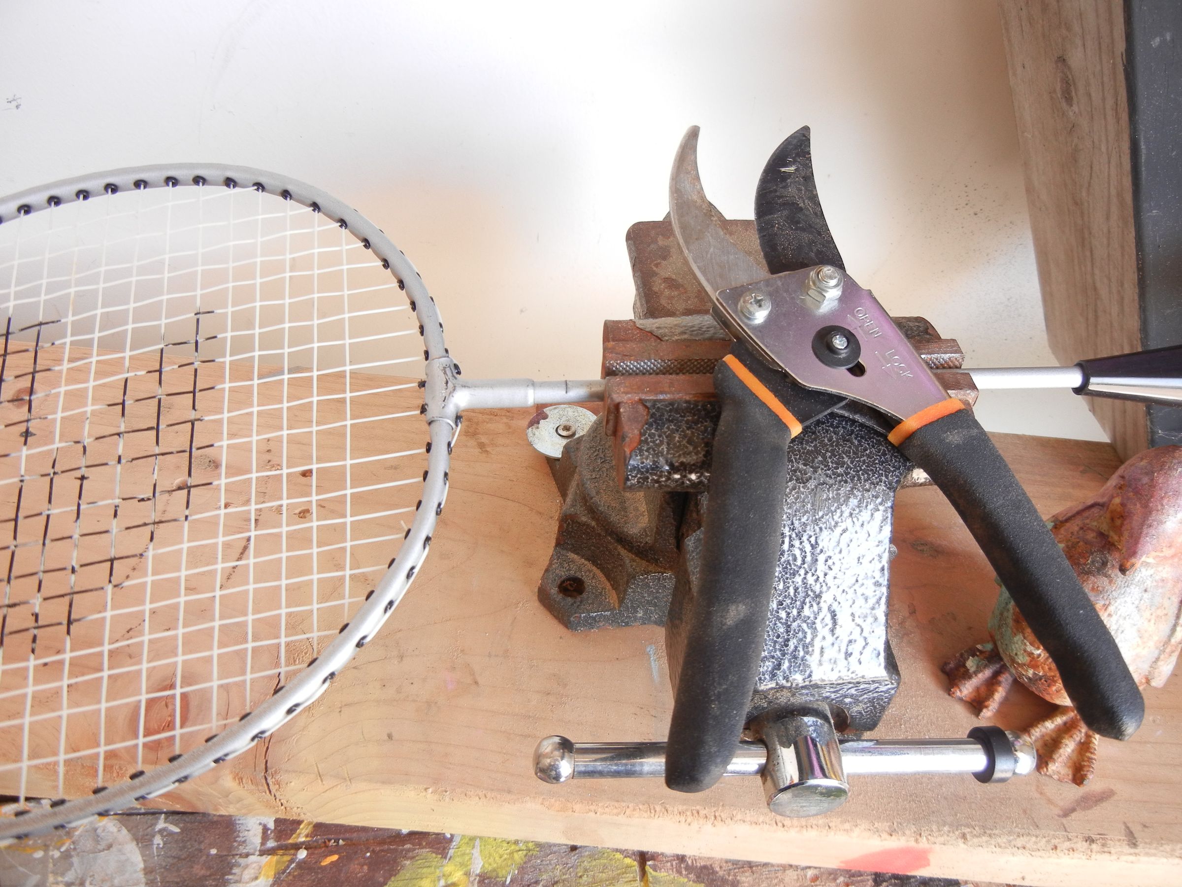 BADMINTON Racket BUMBLE BEE : 7 Steps (with Pictures) - Instructables