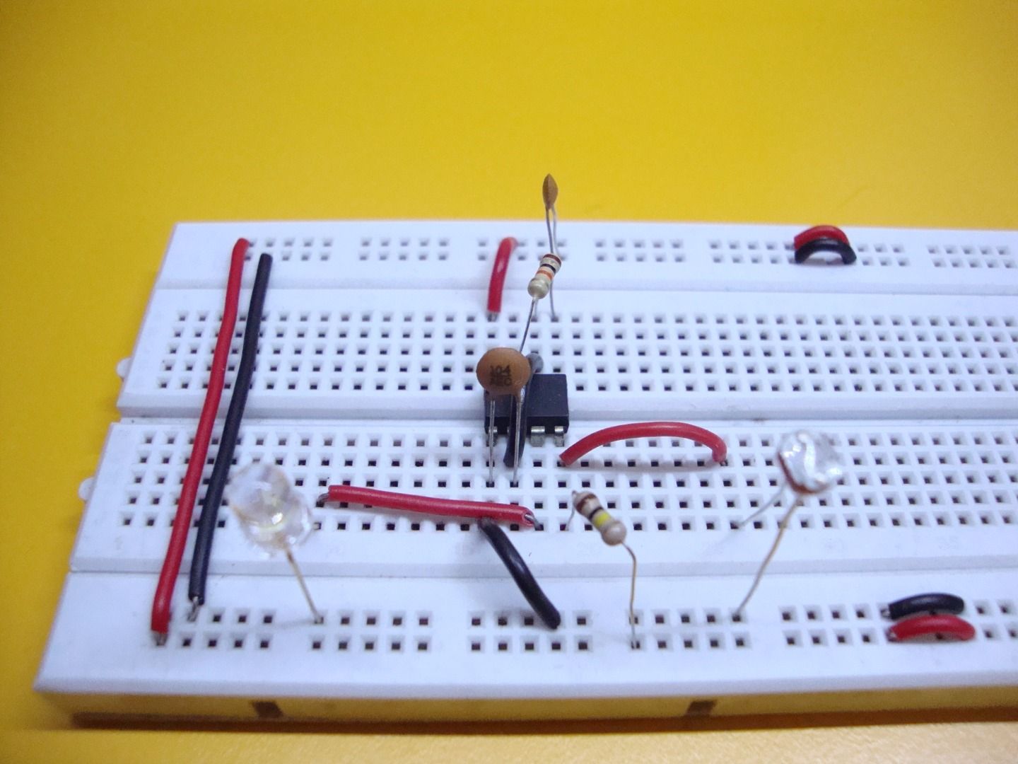 10 Breadboard Projects for Beginners : 17 Steps (with Pictures ...