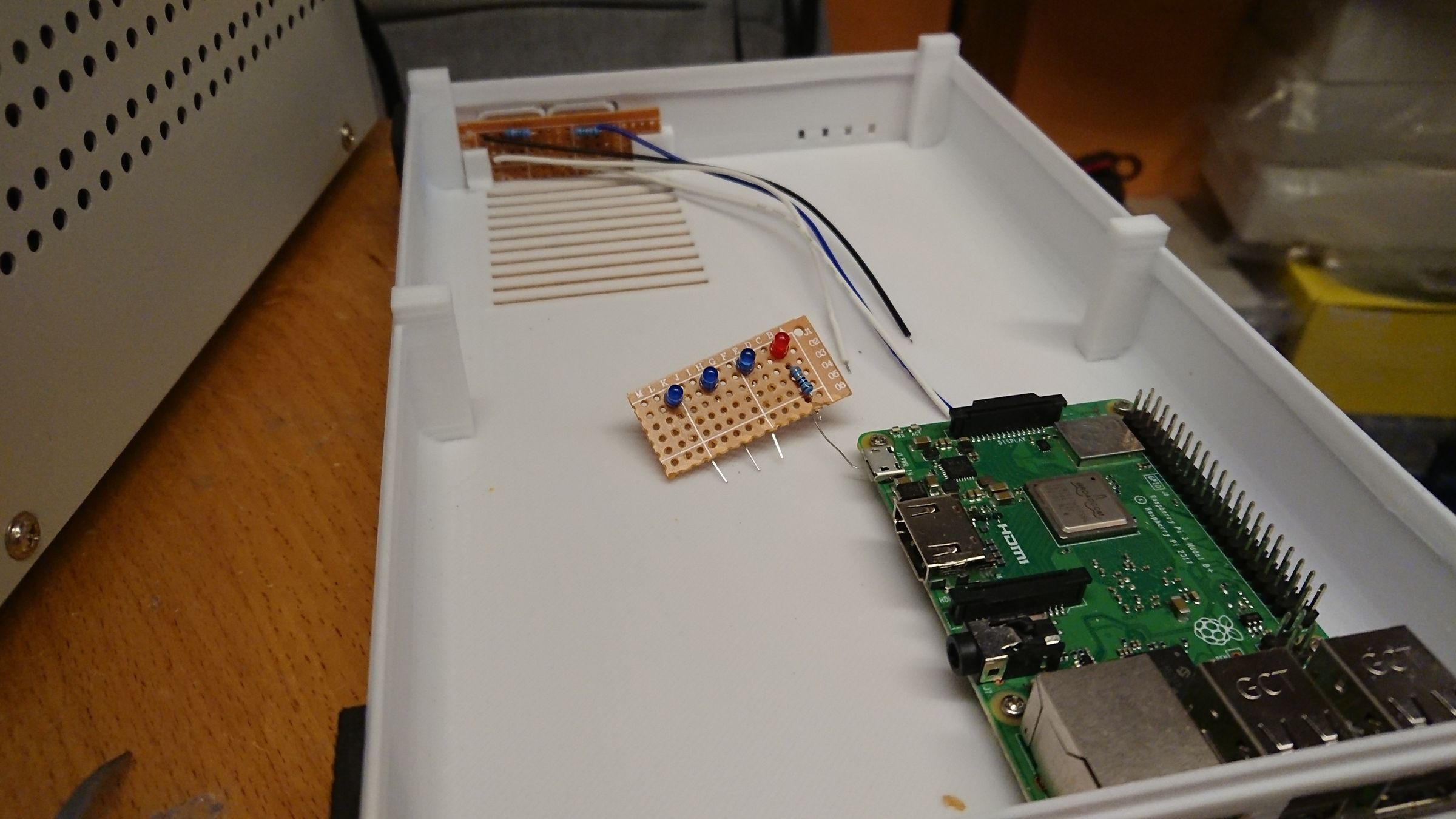A Raspberry Pi NAS That Really Look Like a NAS : 13 Steps (with ...