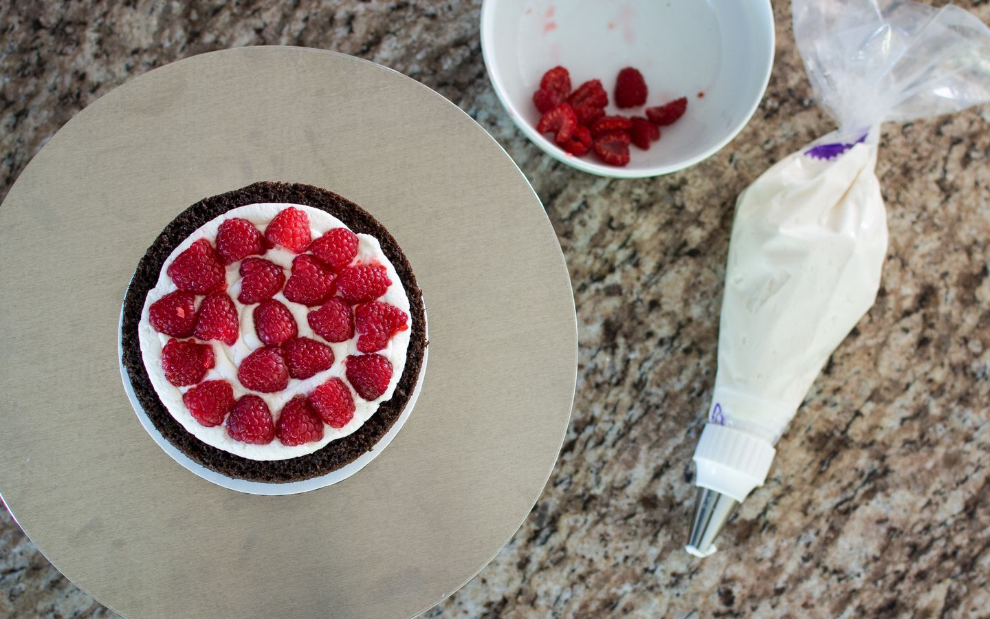 Introduction to Cake Decorating : 4 Steps (with Pictures) - Instructables