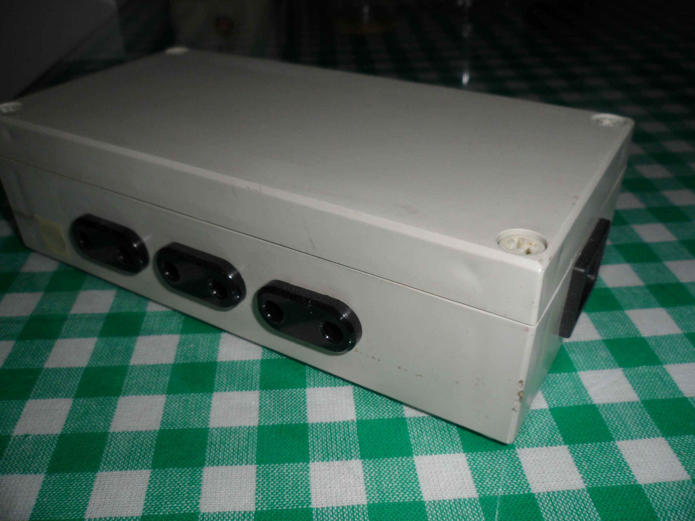 Lazy Boy's RF Switch Box - Instructables