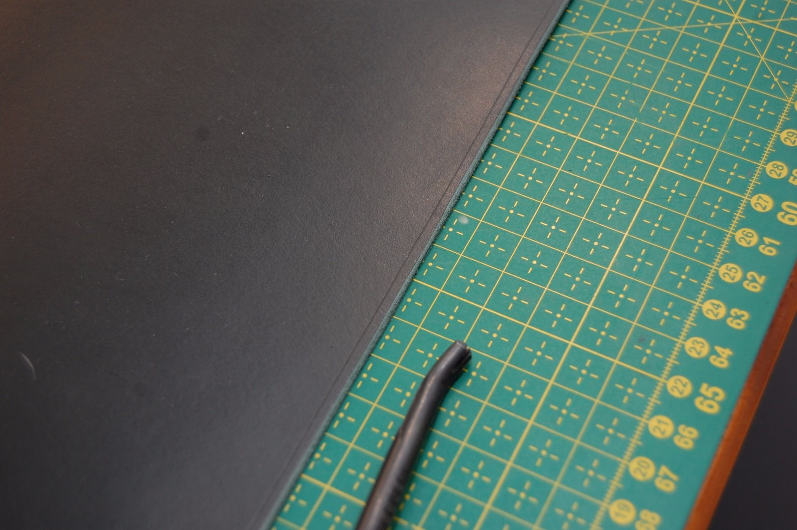 Leather Portfolio : 6 Steps (with Pictures) - Instructables