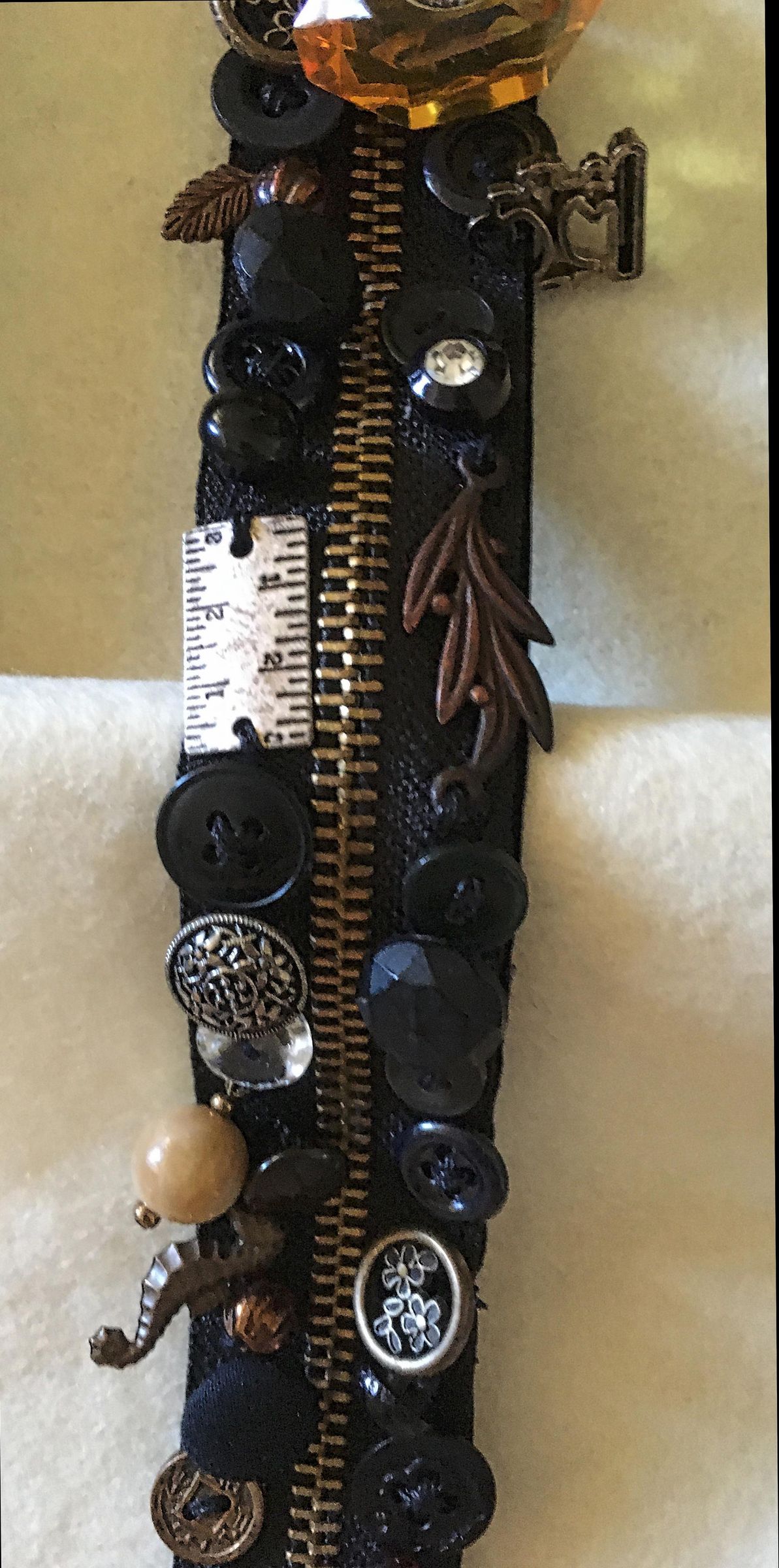 Zipper Charm Necklace : 5 Steps - Instructables