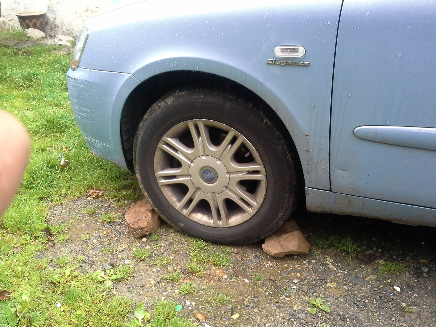 Remove a Stuck Alloy Rim Without Damage : 3 Steps - Instructables