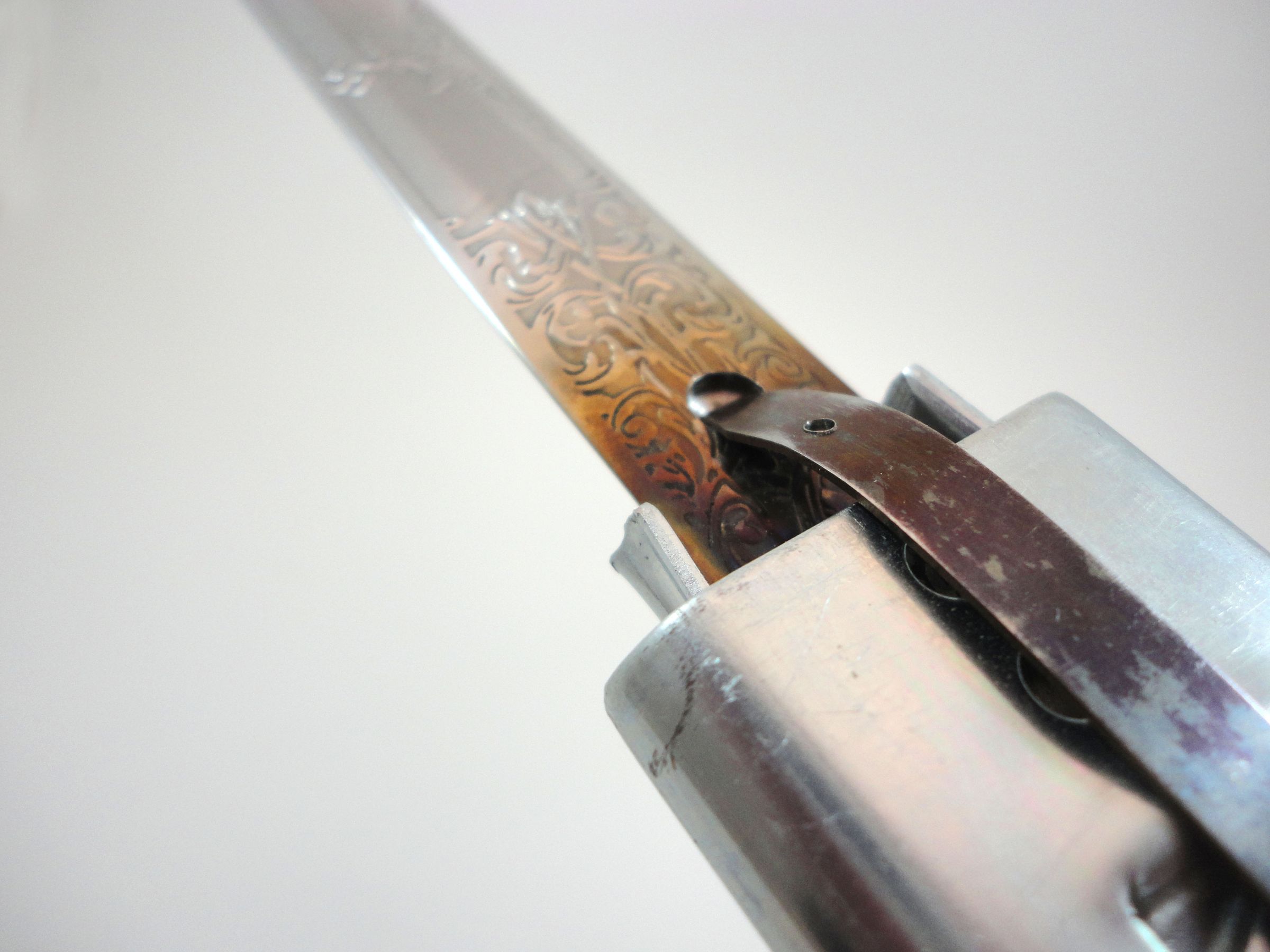 Assassin's Creed Hidden Blade - Functional Prop!! : 13 Steps (with ...