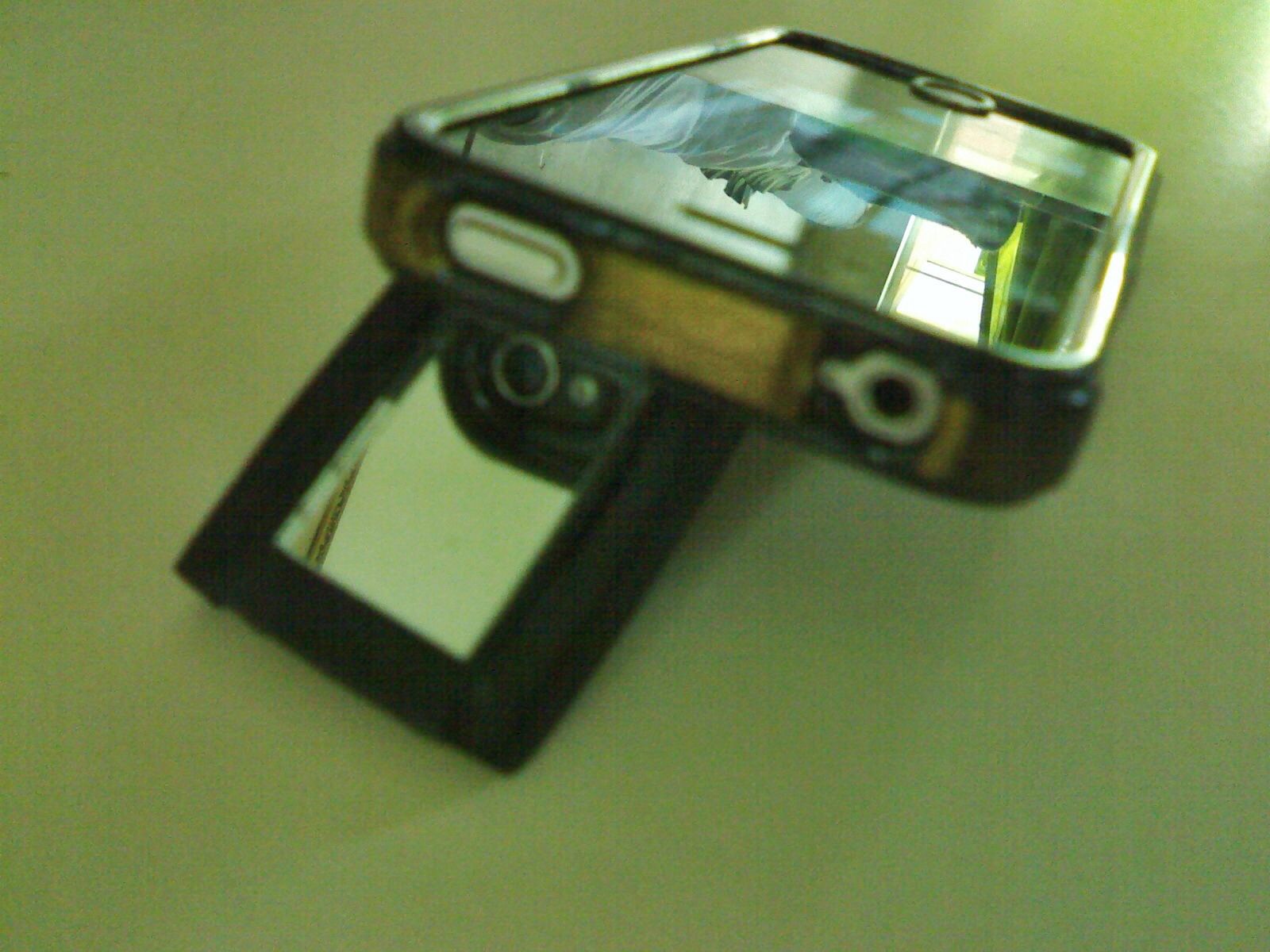 DIY Smartphone Mirror Pod : 9 Steps (with Pictures) - Instructables