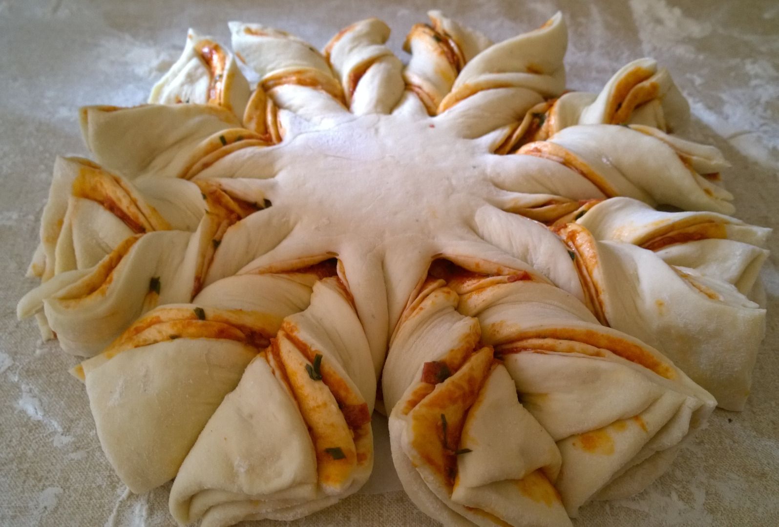 Chilli and Garlic Snowflake Bread : 17 Steps (with Pictures ...