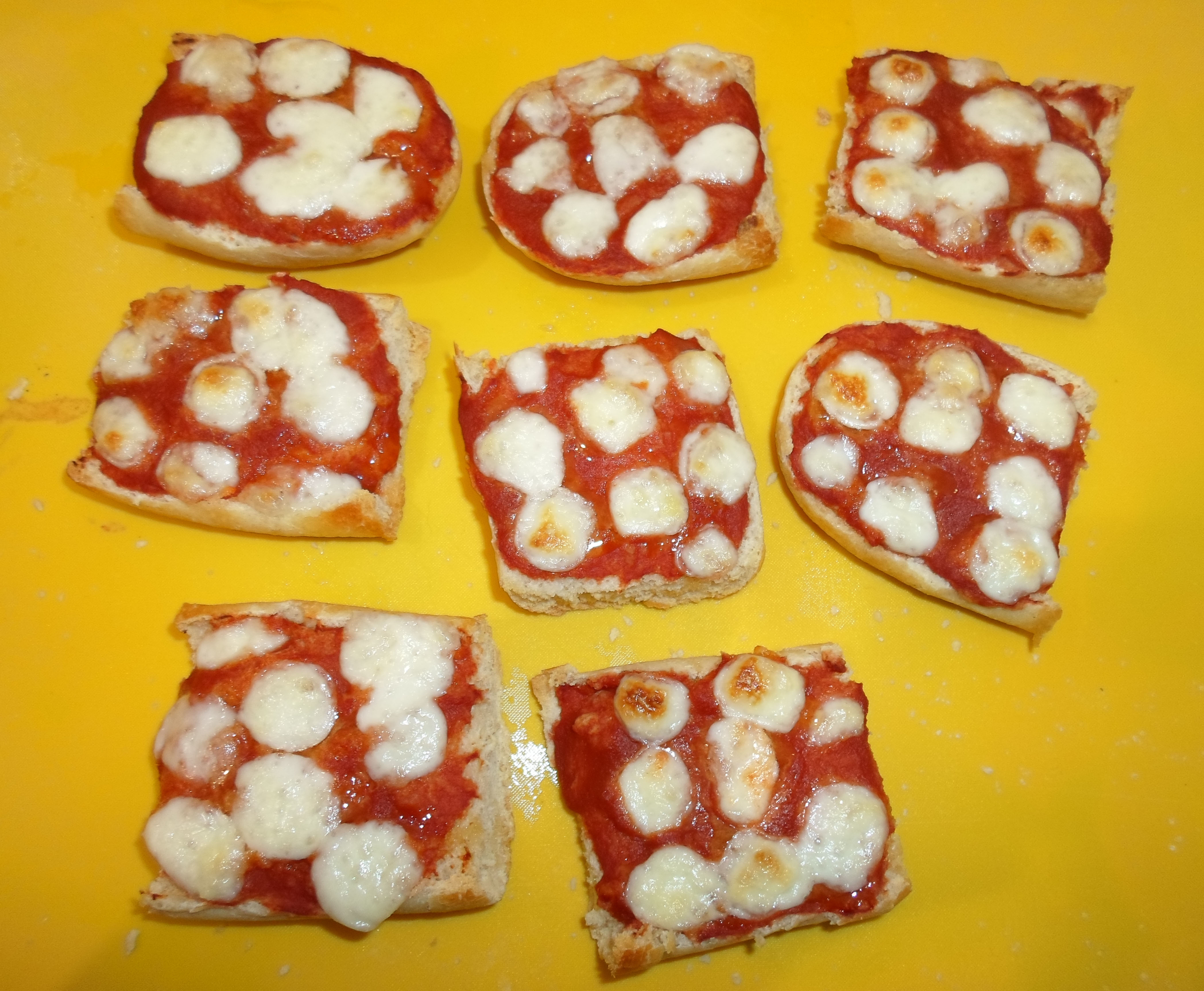 Ladybug Pizzas : 6 Steps - Instructables