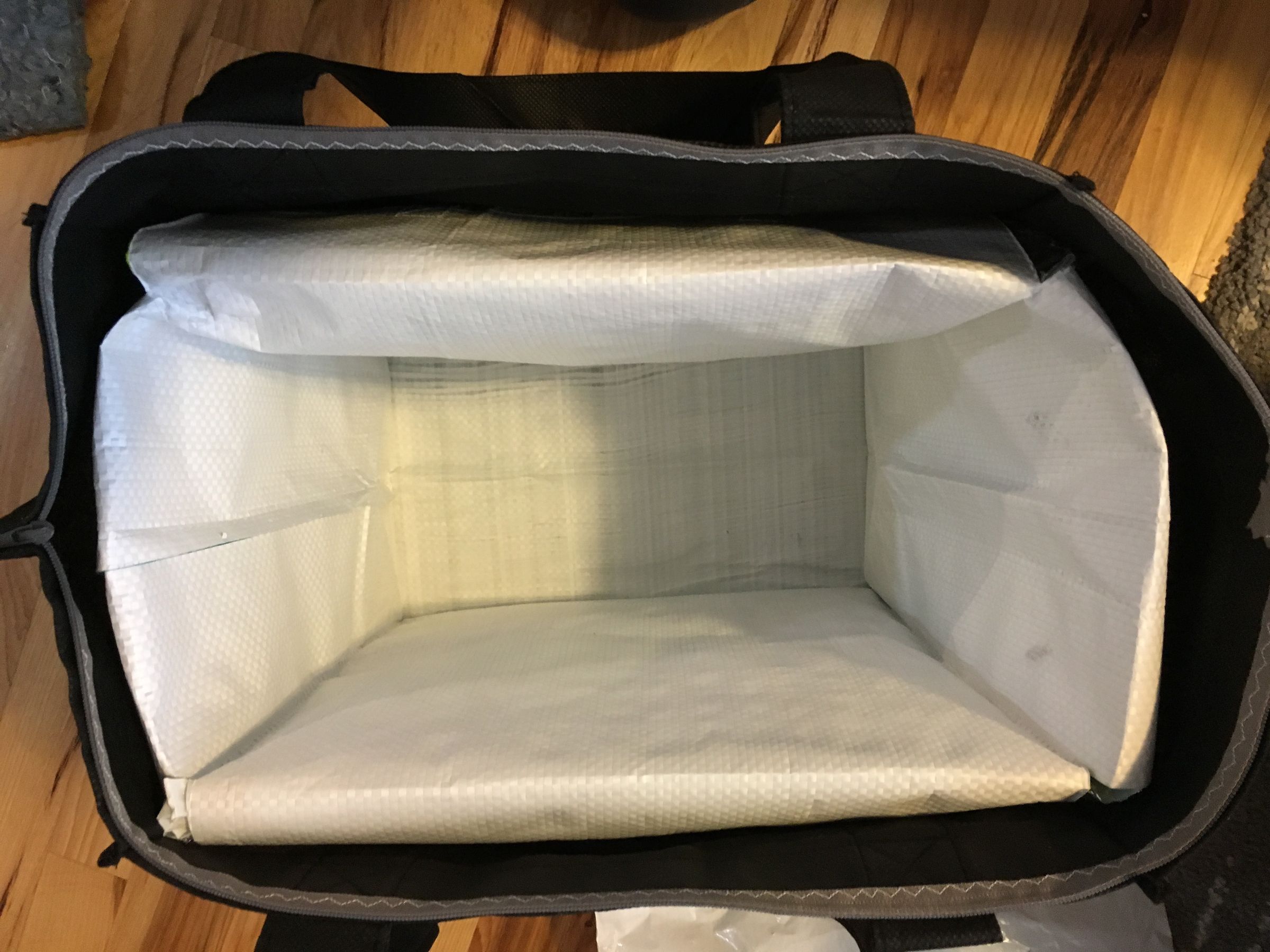 Upcycled Insulated Tote : 5 Steps (with Pictures) - Instructables