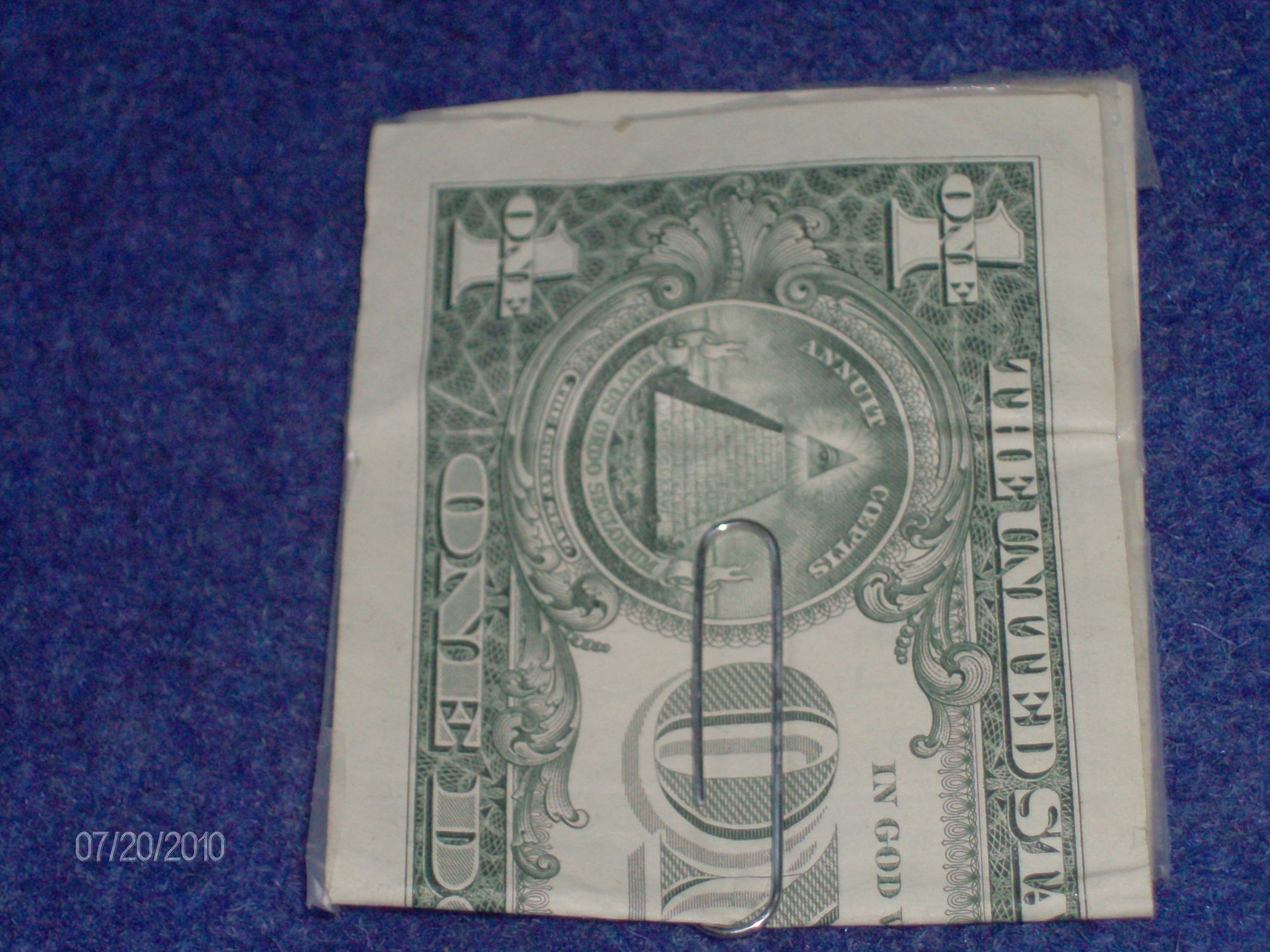 How to Make a Money Clip Out of Money! : 6 Steps - Instructables