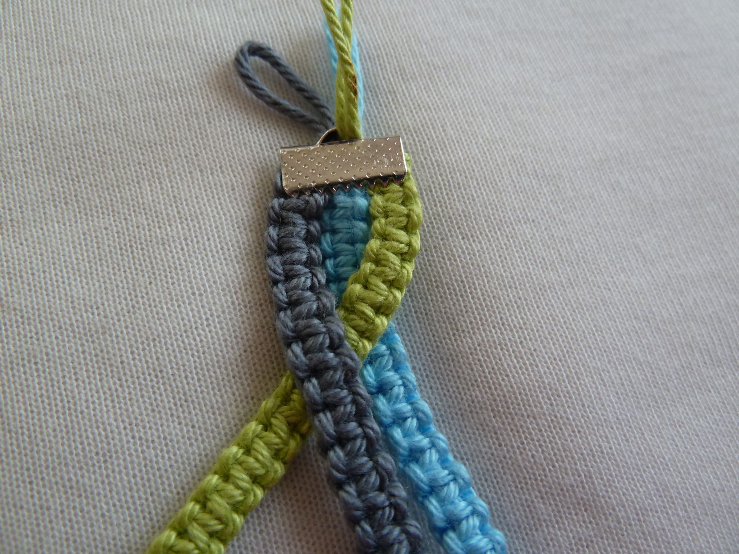 Braided Macrame Bracelet : 14 Steps (with Pictures) - Instructables