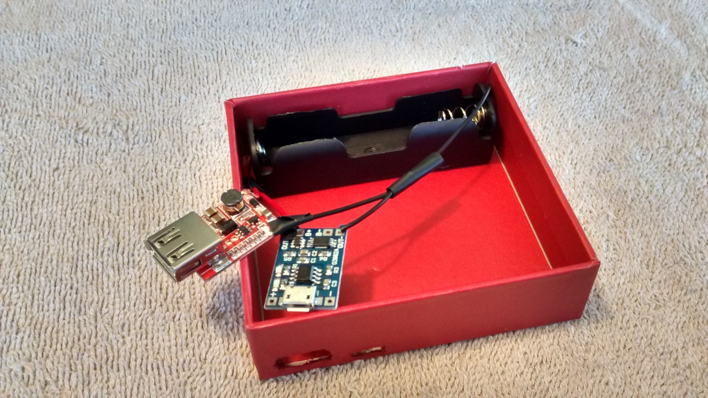 $2 Battery Charger/Power Bank for 18650 Battery : 5 Steps (with ...