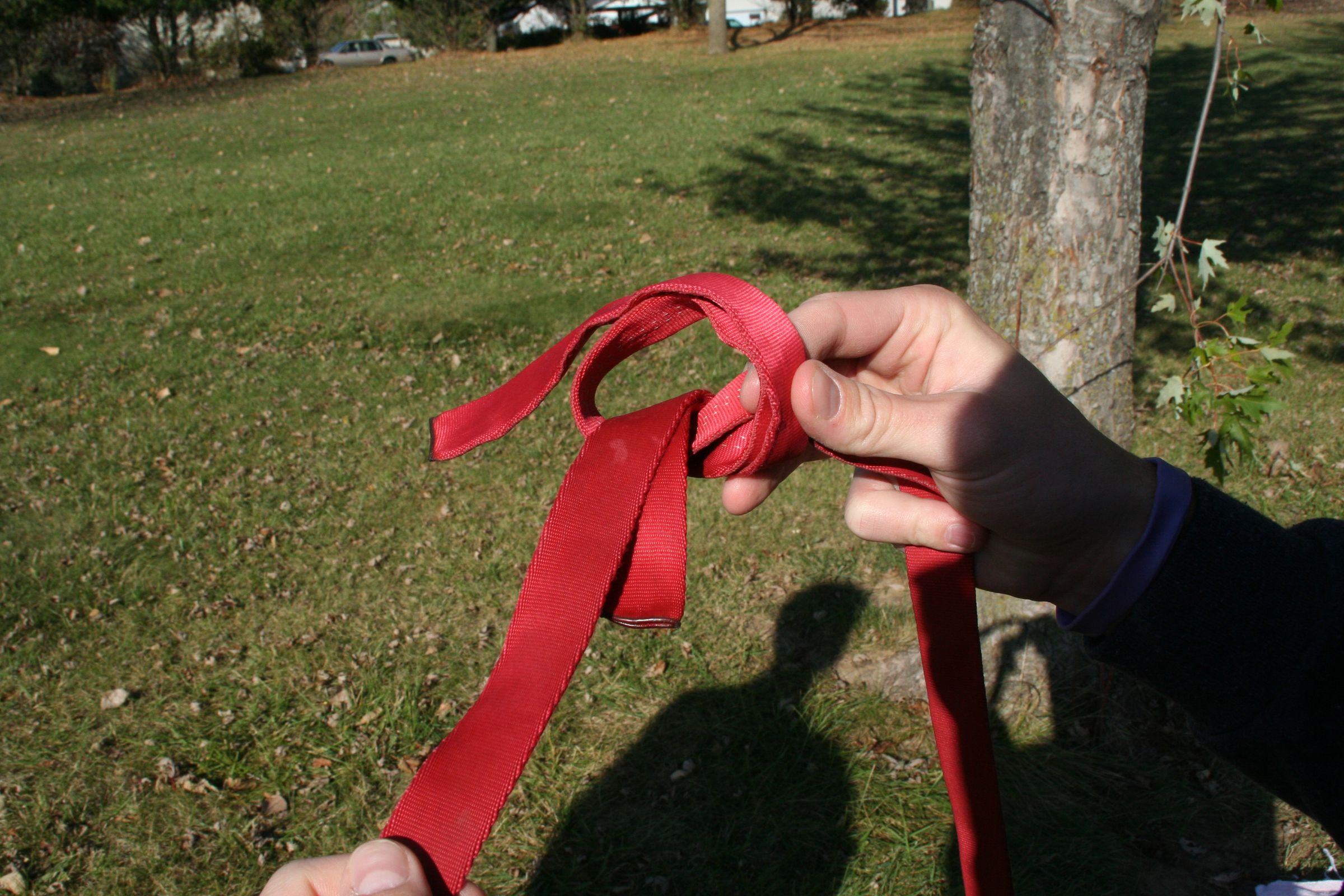 How to Set Up a Slackline : 10 Steps (with Pictures) - Instructables