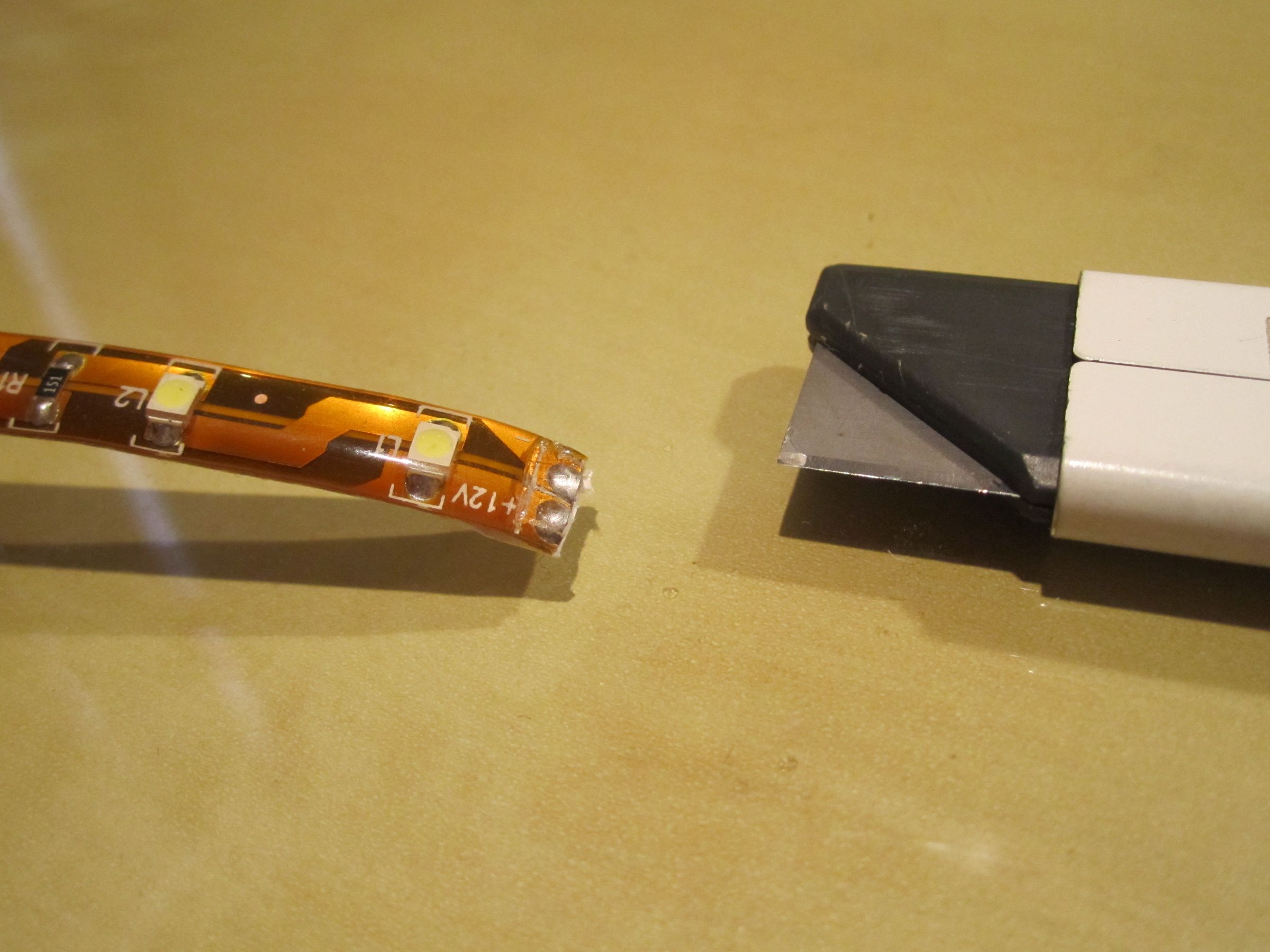 Best Monitor Backlight! - Instructables