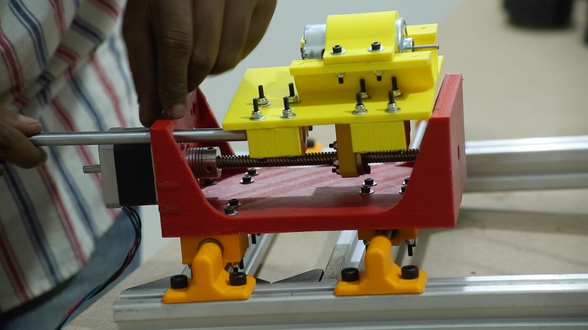 DIY PCB Milling Machine - Part 3 - X and Z Axis : 5 Steps - Instructables