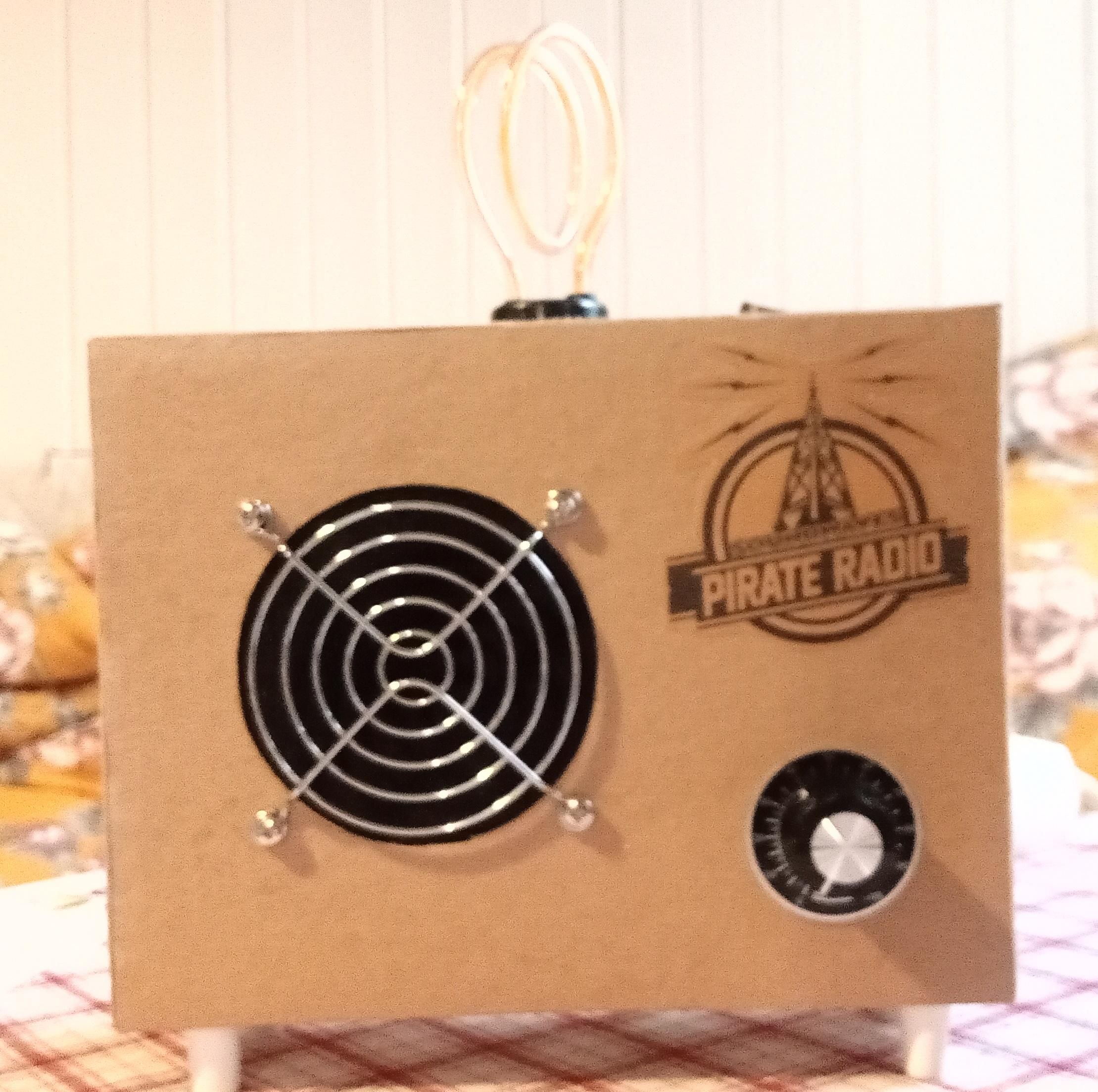 Internet Radio Using an ESP32 : 7 Steps (with Pictures) - Instructables