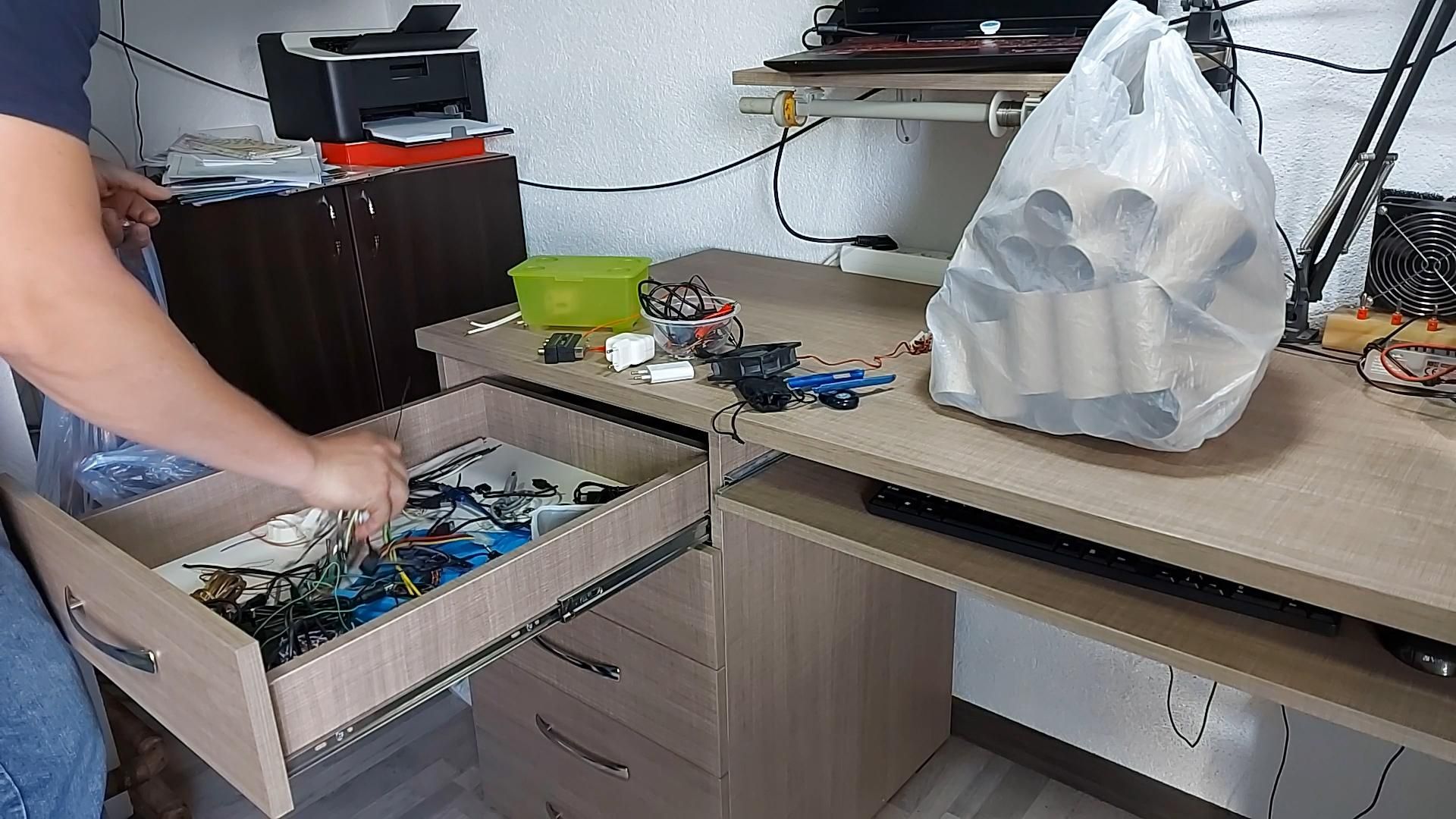 Super Simple DIY Cable Organizer System for Drawers From Toilet Rolls ...