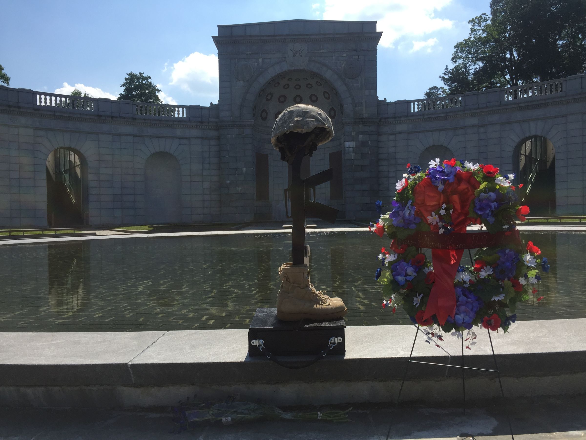 Fallen Warrior Symbol / Battlefield Cross / Memorial Day Symbol : 16 ...
