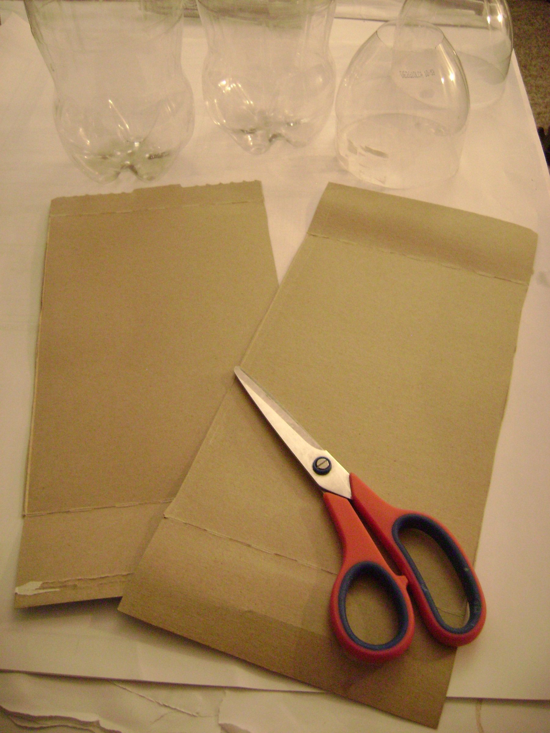 Rocketeer Rocket Pack From Trash : 8 Steps (with Pictures) - Instructables