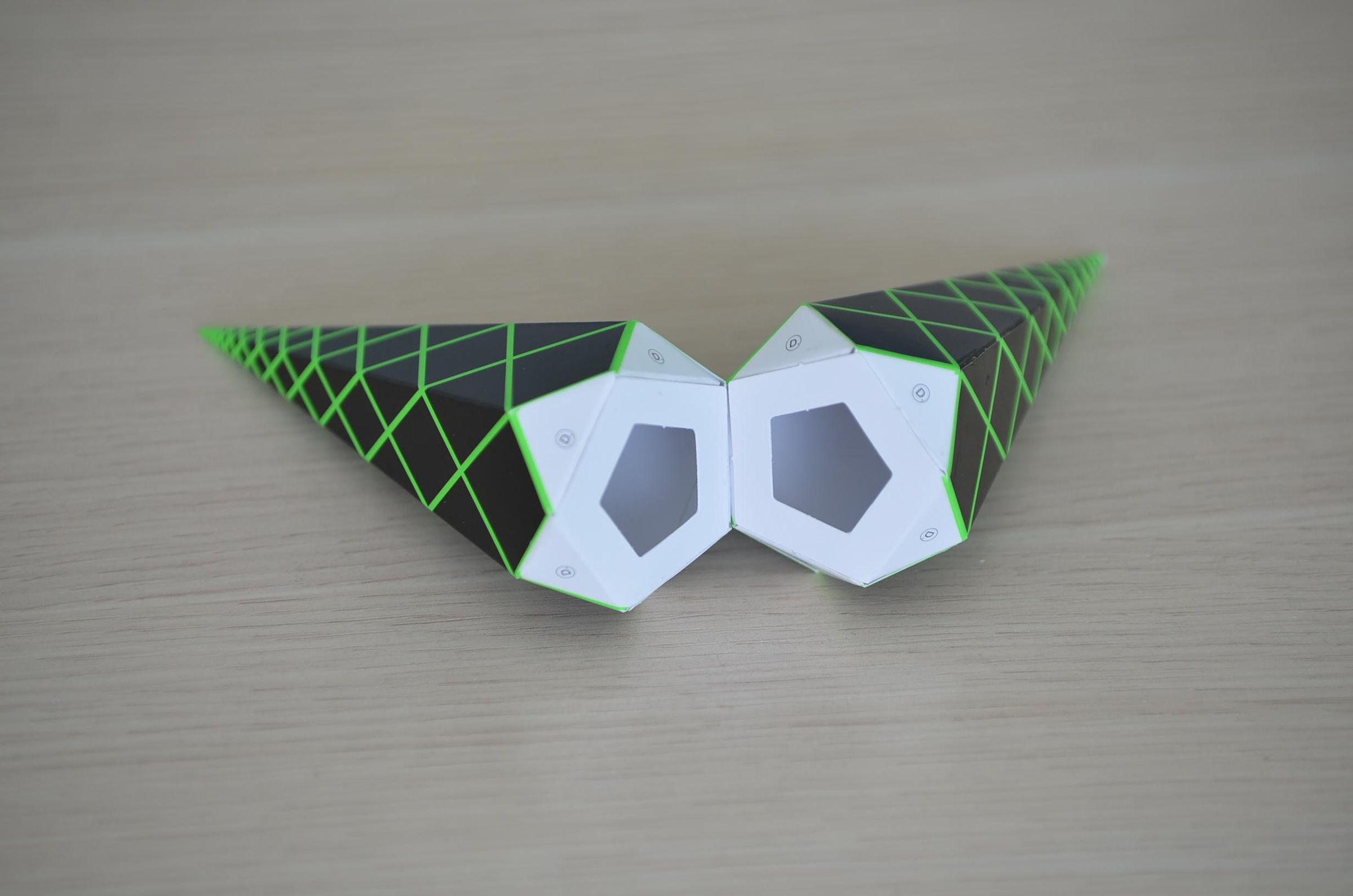 Black Star – Paper Polyhedron : 3 Steps (with Pictures) - Instructables