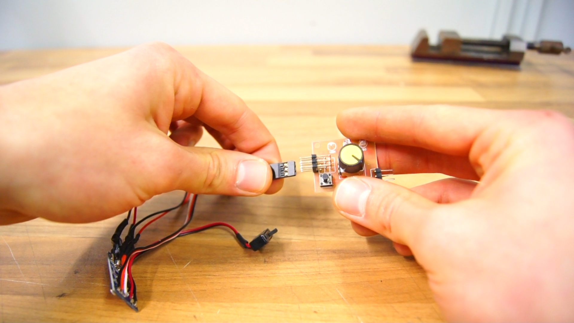 DIY Hot Wire Cutter - Portable Version : 5 Steps (with Pictures ...