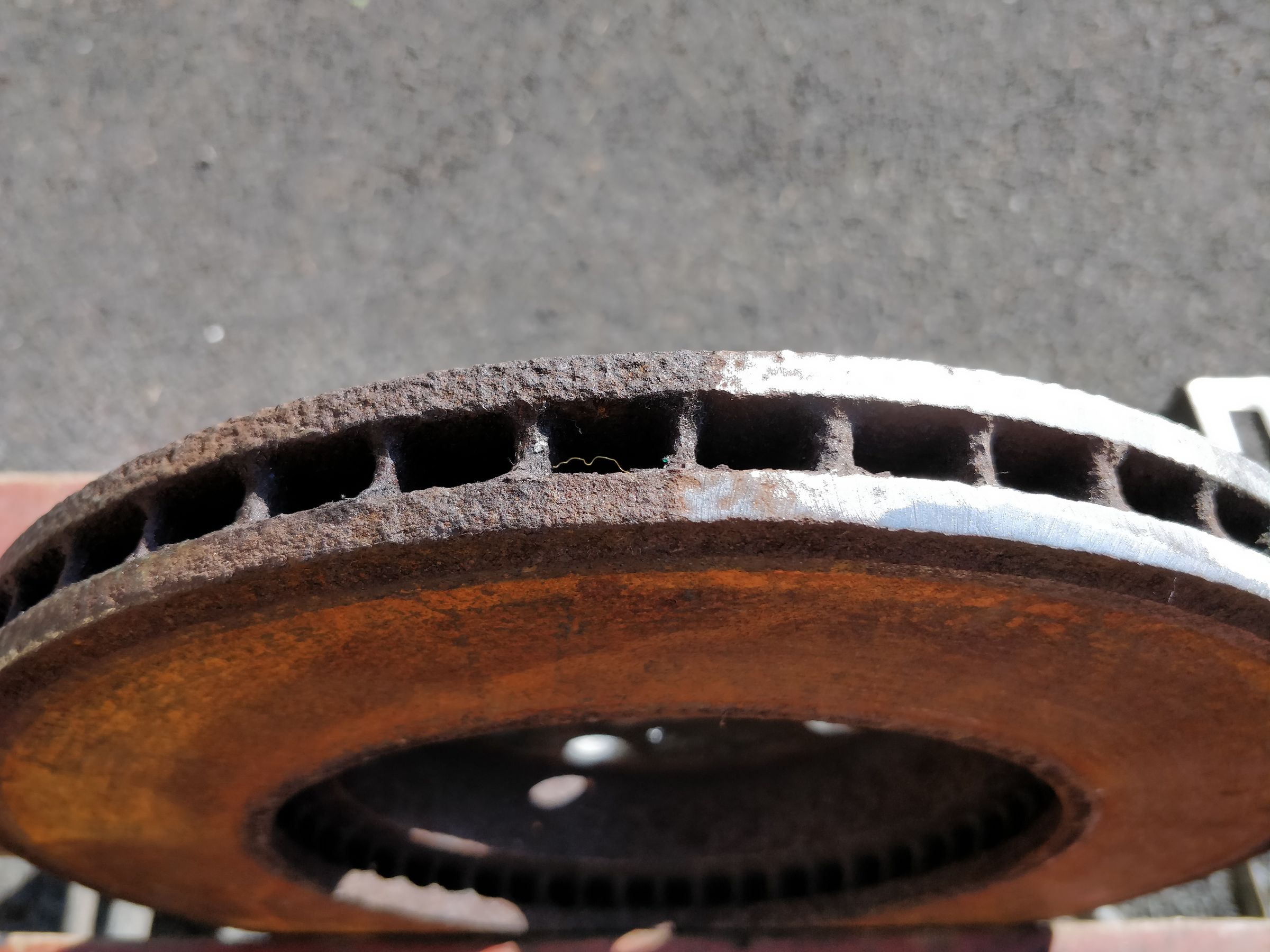 Brake Disc Clock : 8 Steps (with Pictures) - Instructables