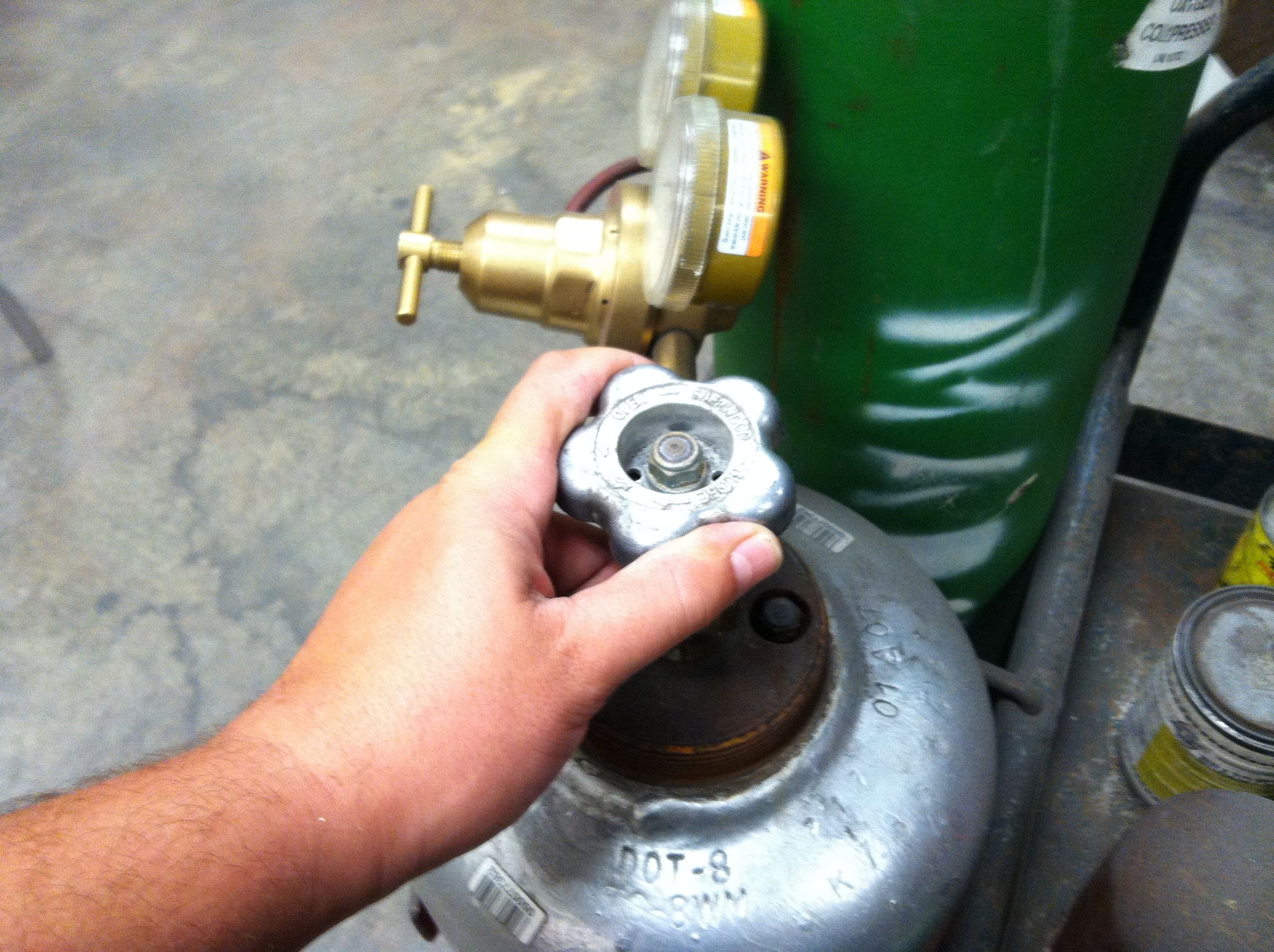 Setting Up the Oxy-acetylene Equipment at TechShop Menlo Park : 8 Steps ...