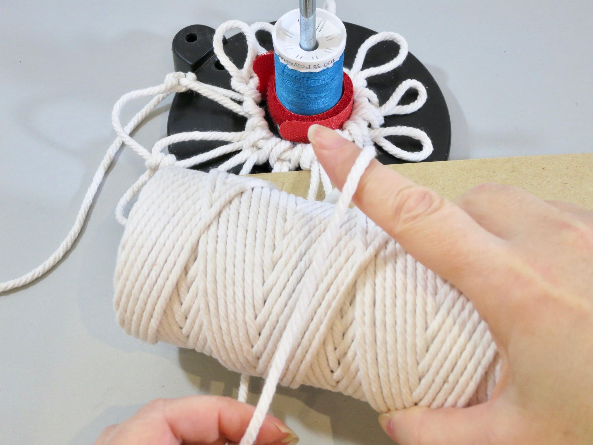 How to Hand Knot a Sake Carafe Air Planter : 16 Steps (with Pictures ...