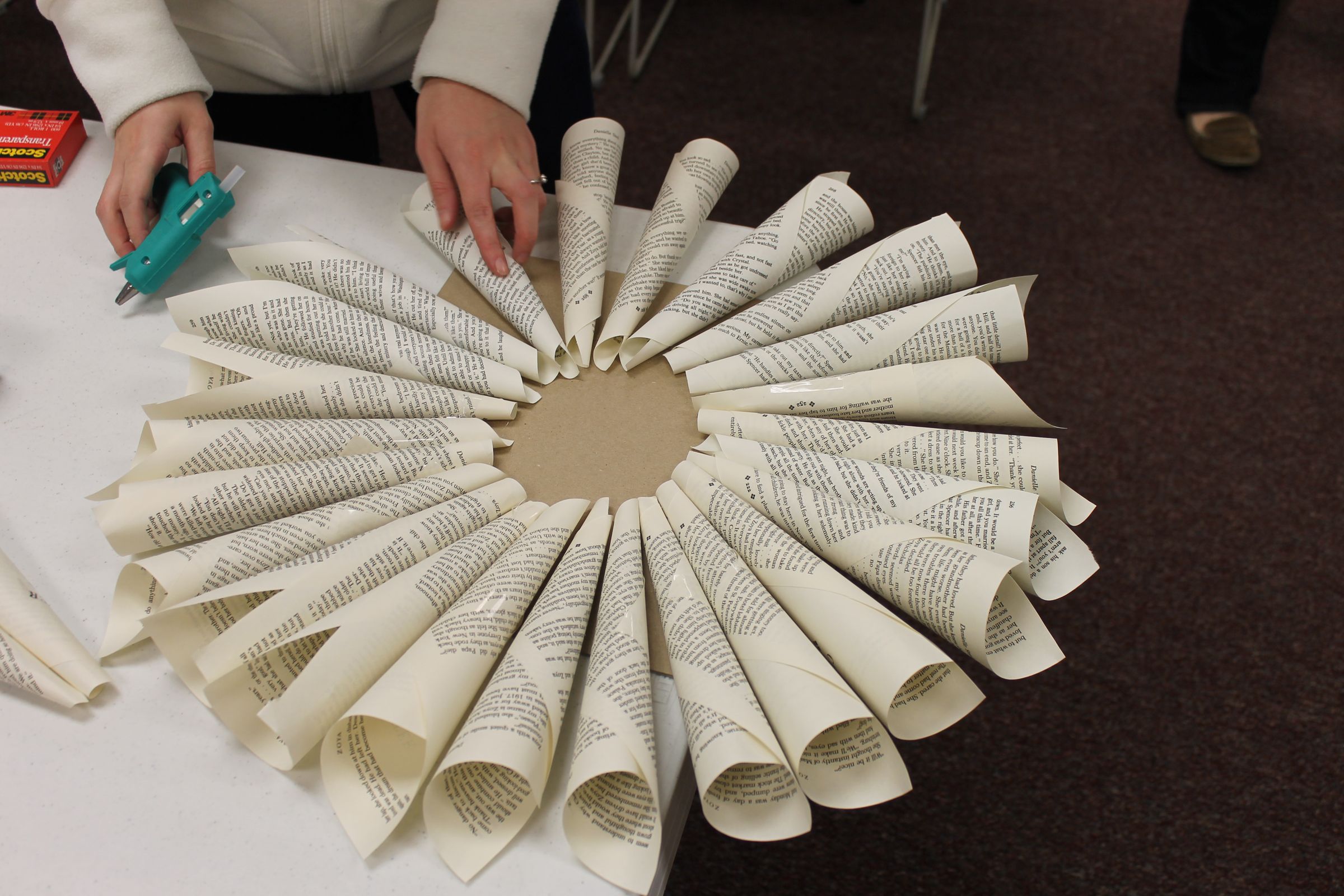 Recycled Book Wreath : 5 Steps (with Pictures) - Instructables