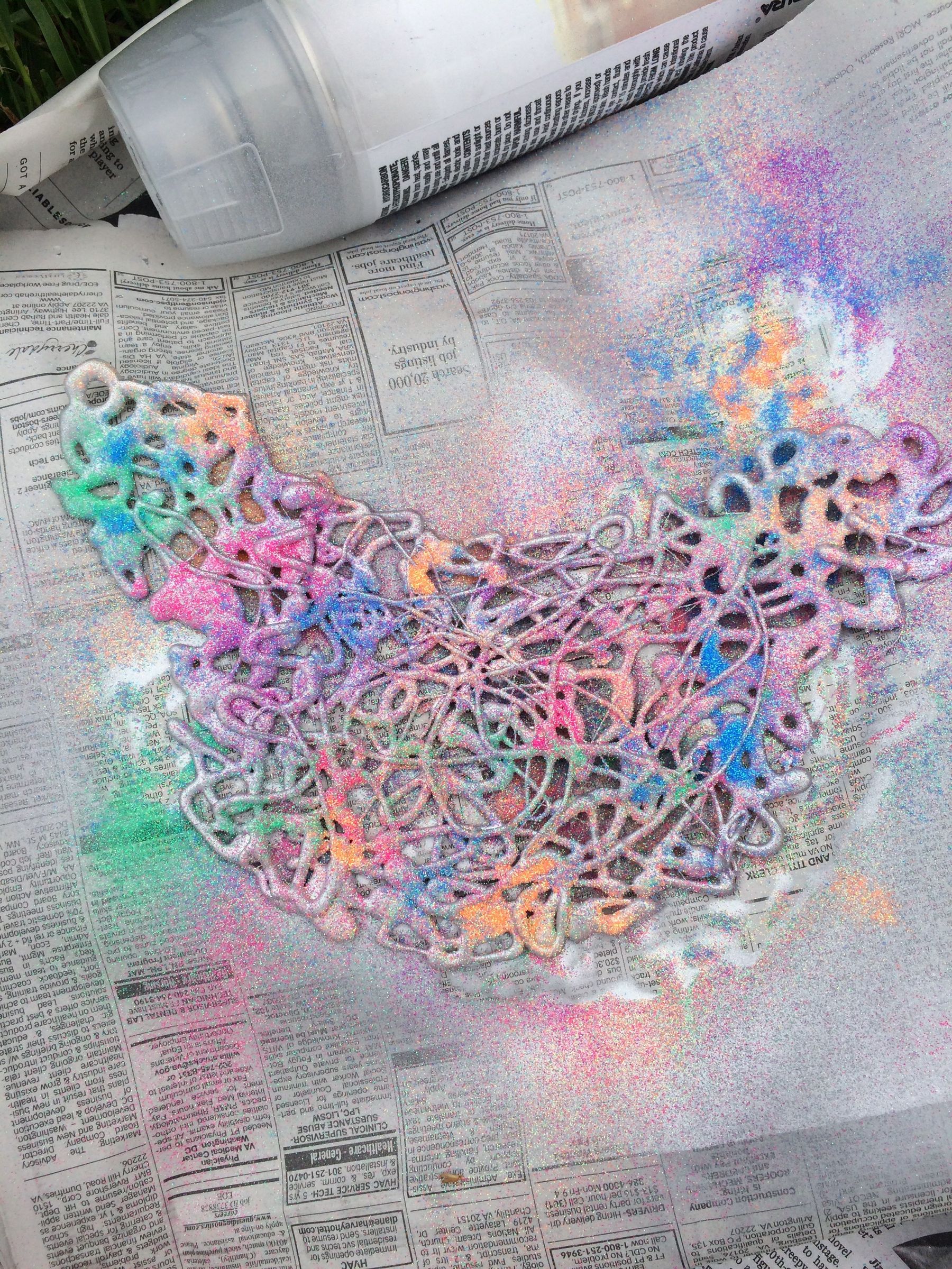 HOT GLUE Statement Necklace! : 10 Steps (with Pictures) - Instructables