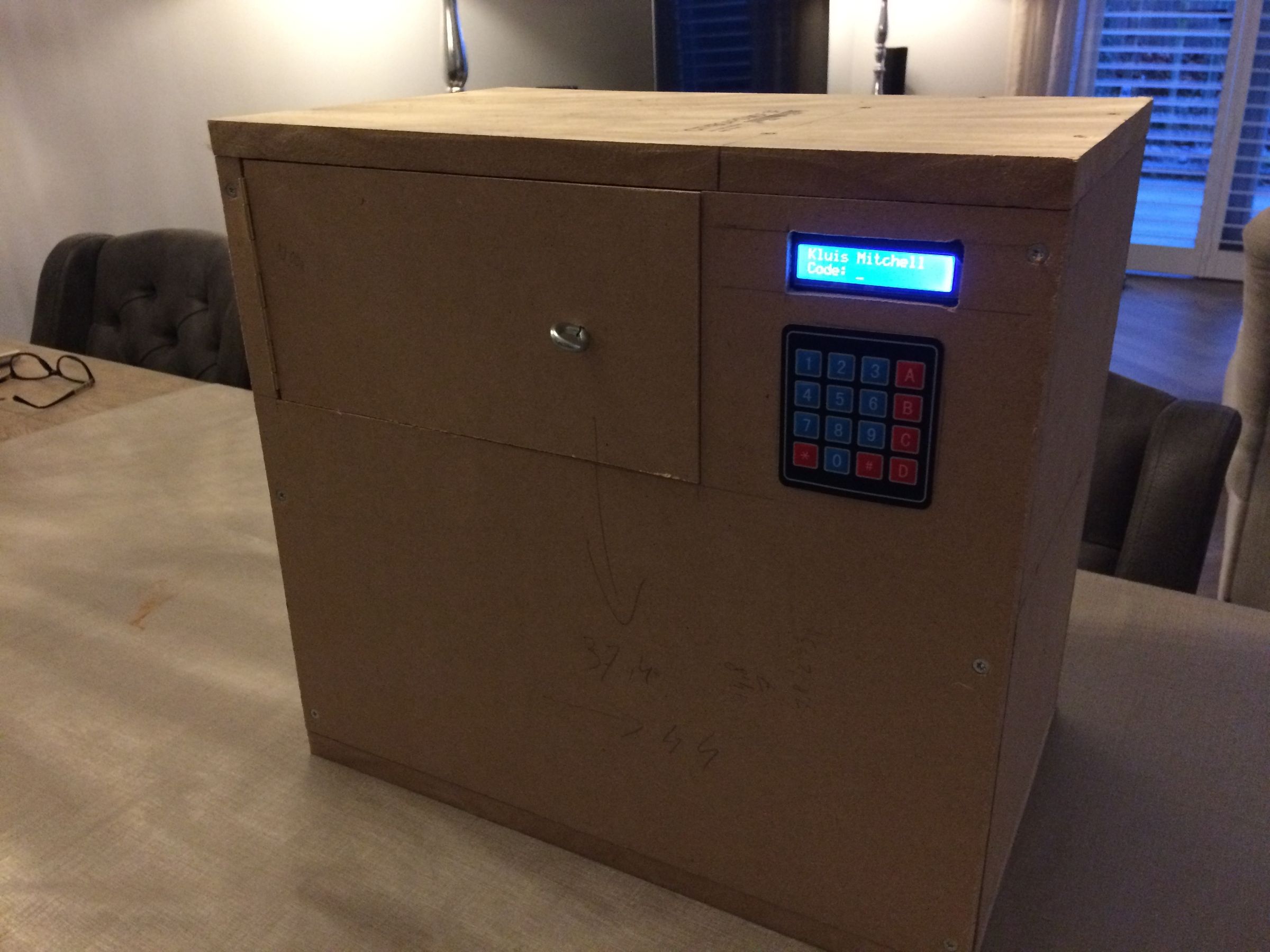 Arduino Safe : 6 Steps - Instructables