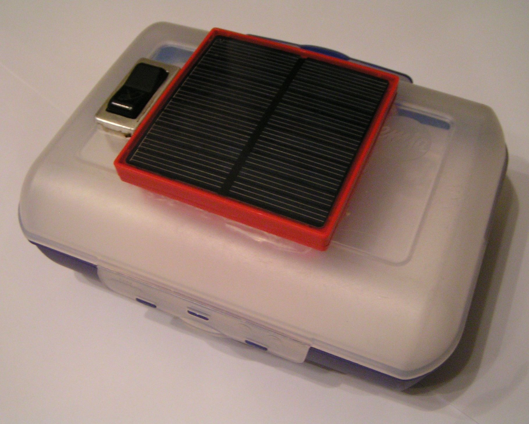 Solar Heated/cooled Lunch Box : 5 Steps - Instructables
