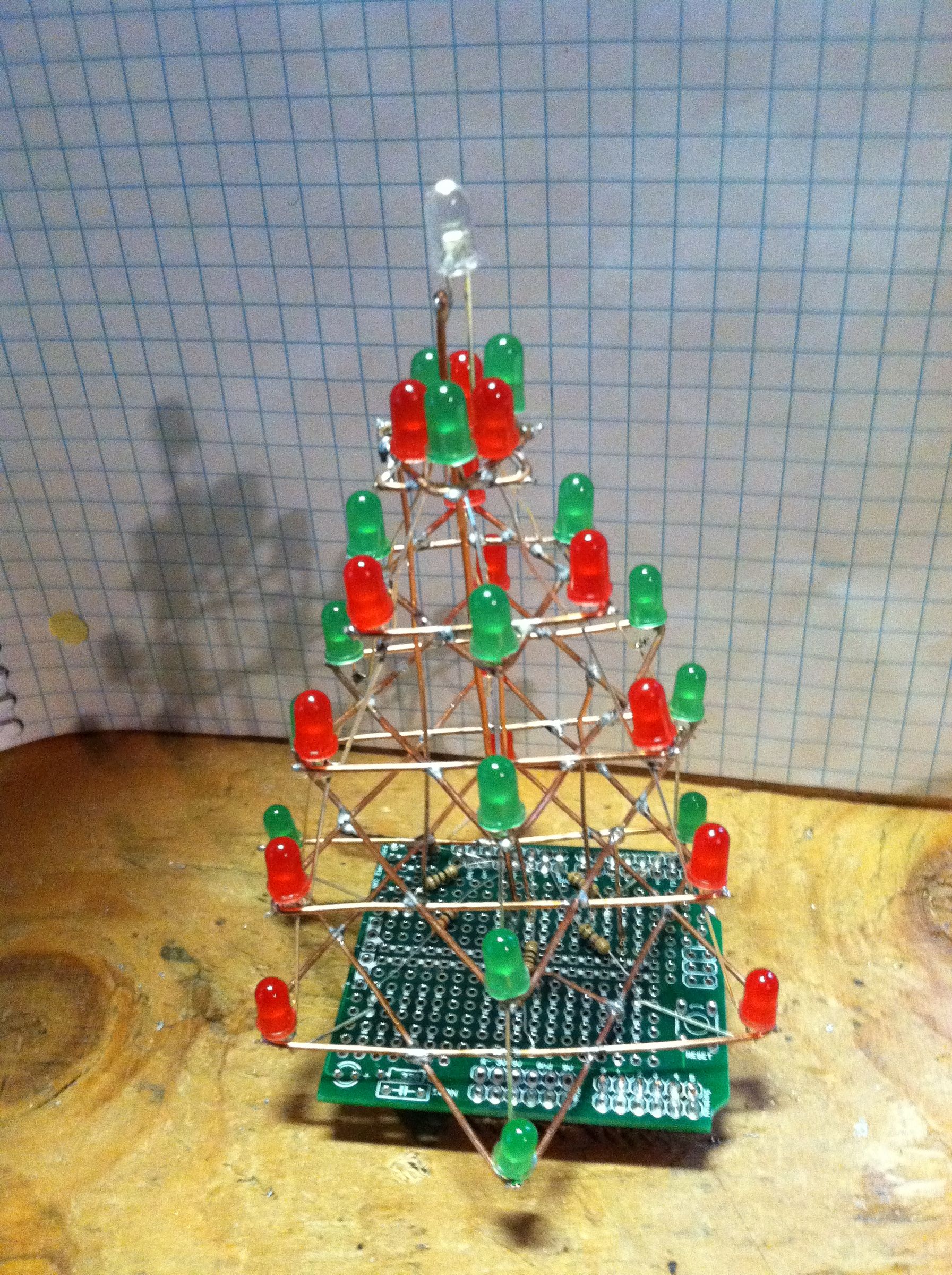 A Charlieplexed Christmas Tree : 5 Steps (with Pictures) - Instructables