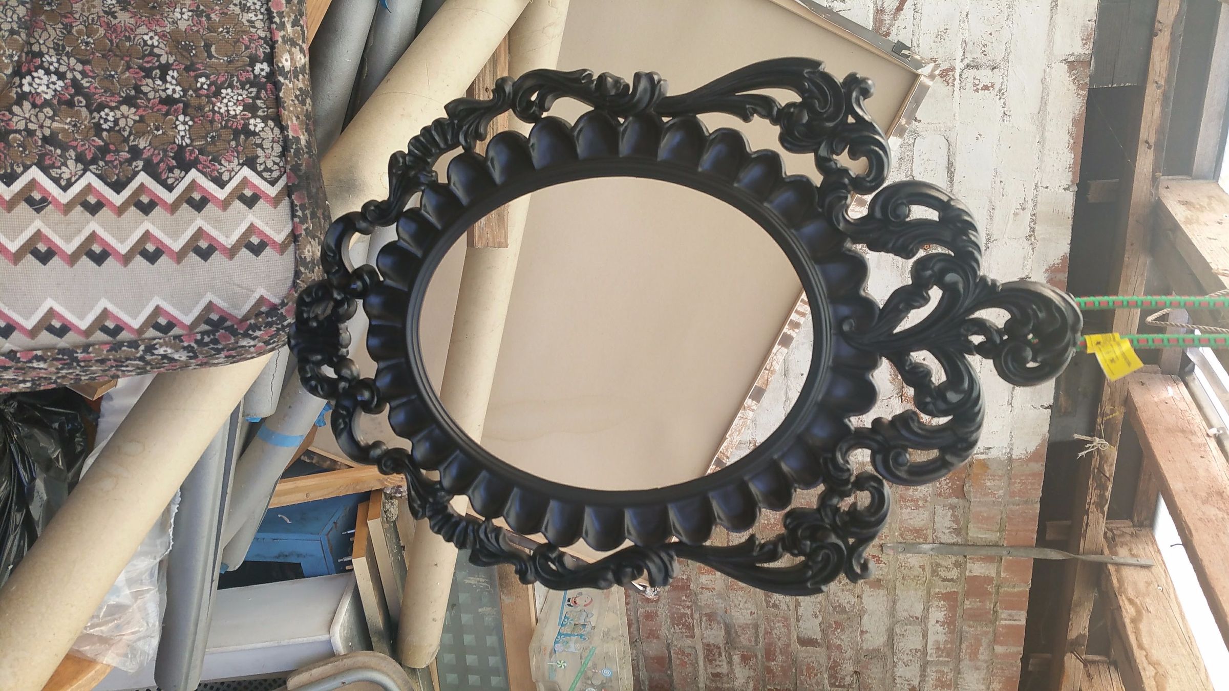 Charity Shop Mirror Upcycle : 4 Steps - Instructables