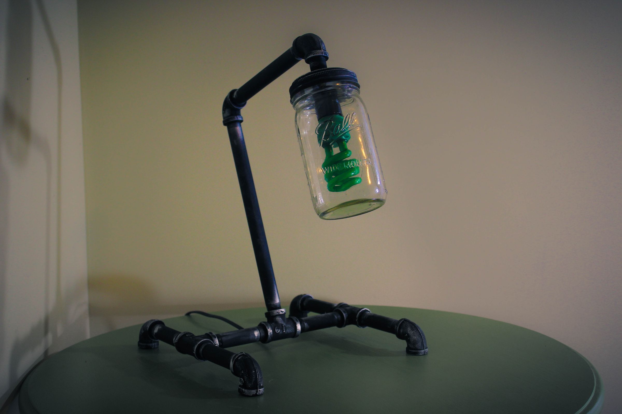 Mason Jar Pipe Lamp : 13 Steps (with Pictures) - Instructables