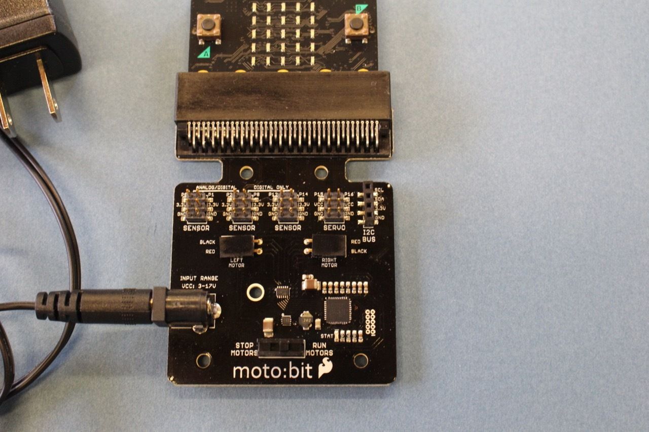 How to Run Servo Motors Using Moto:bit With Micro:bit : 7 Steps (with ...