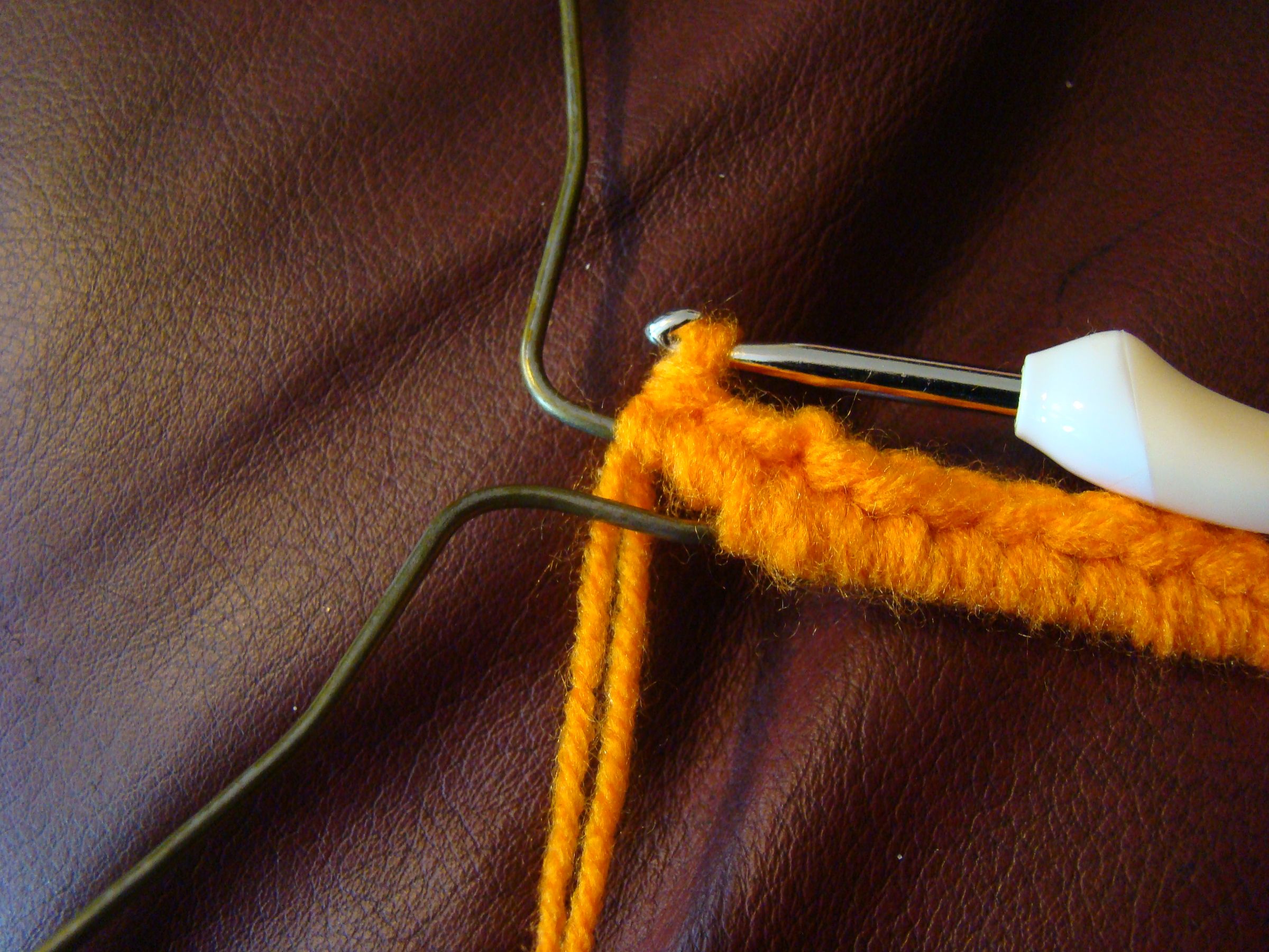 Crochet Cover Your Wire Hangers : 12 Steps (with Pictures) - Instructables