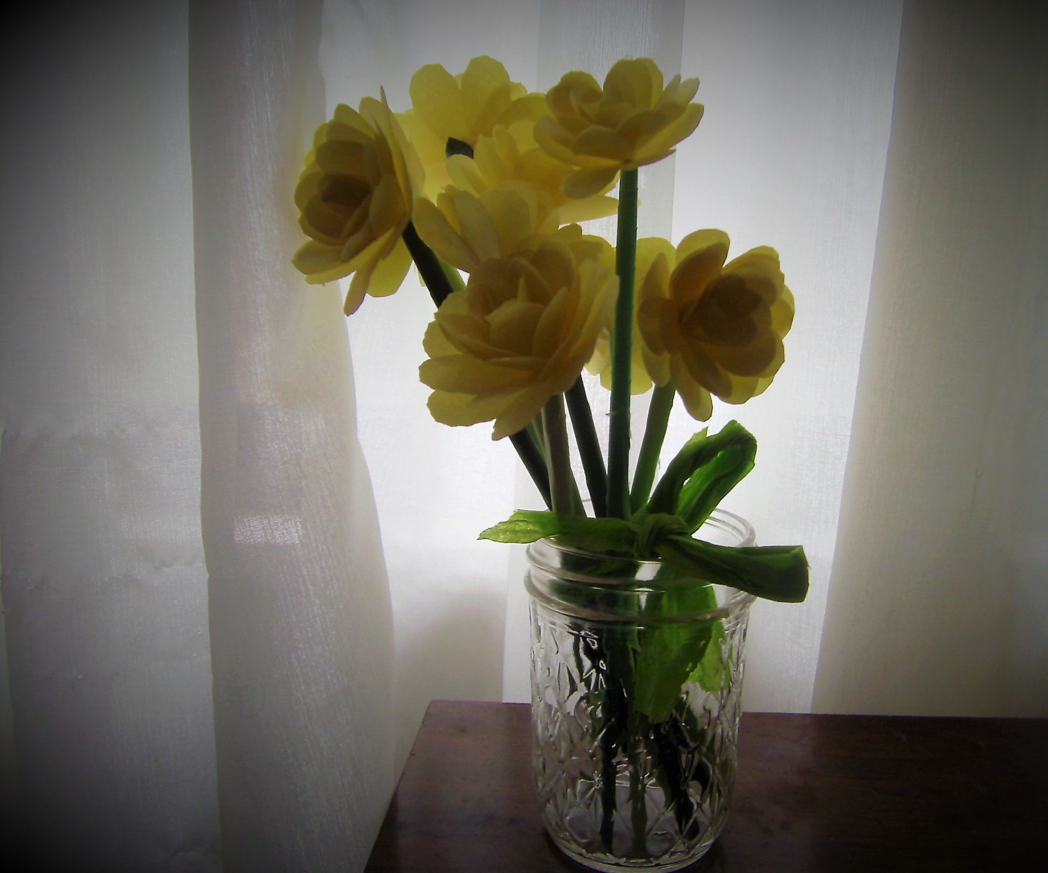 Paper Flowers : 7 Steps (with Pictures) - Instructables